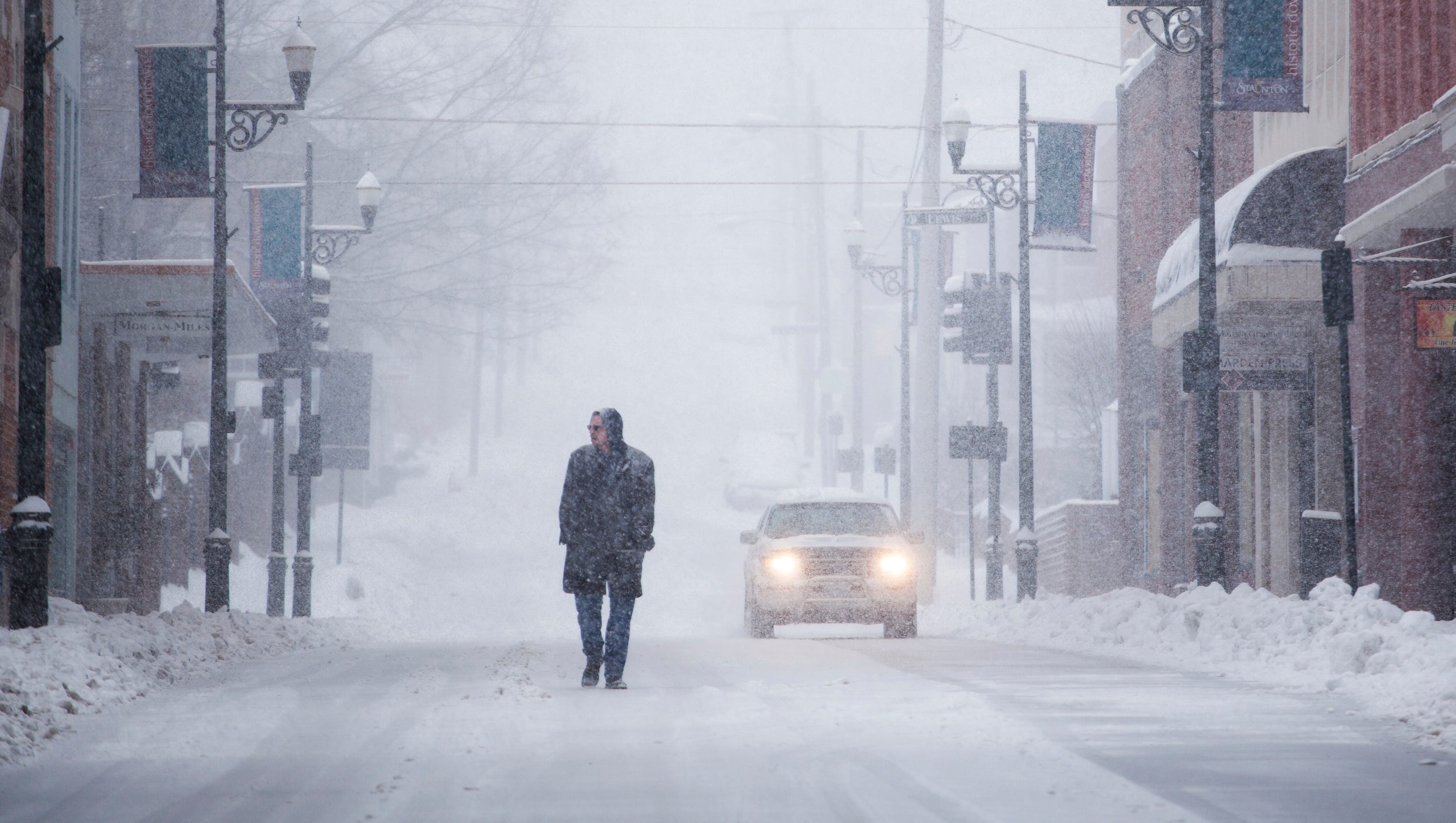 6 Inches Of Snow Shuts The Valley Down