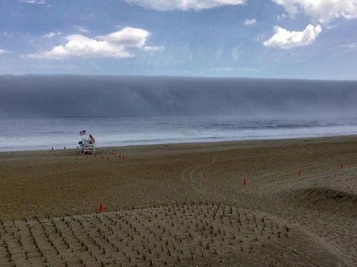 does a tsunami look like