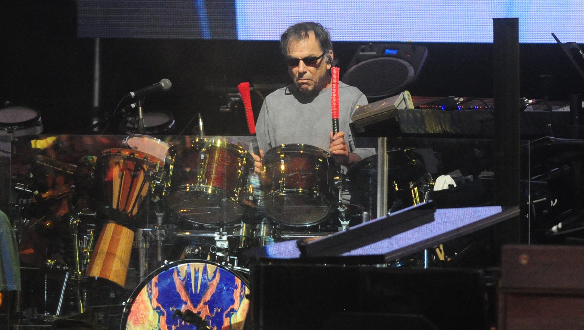 Grateful Dead drummer Mickey Hart on tour with visual art