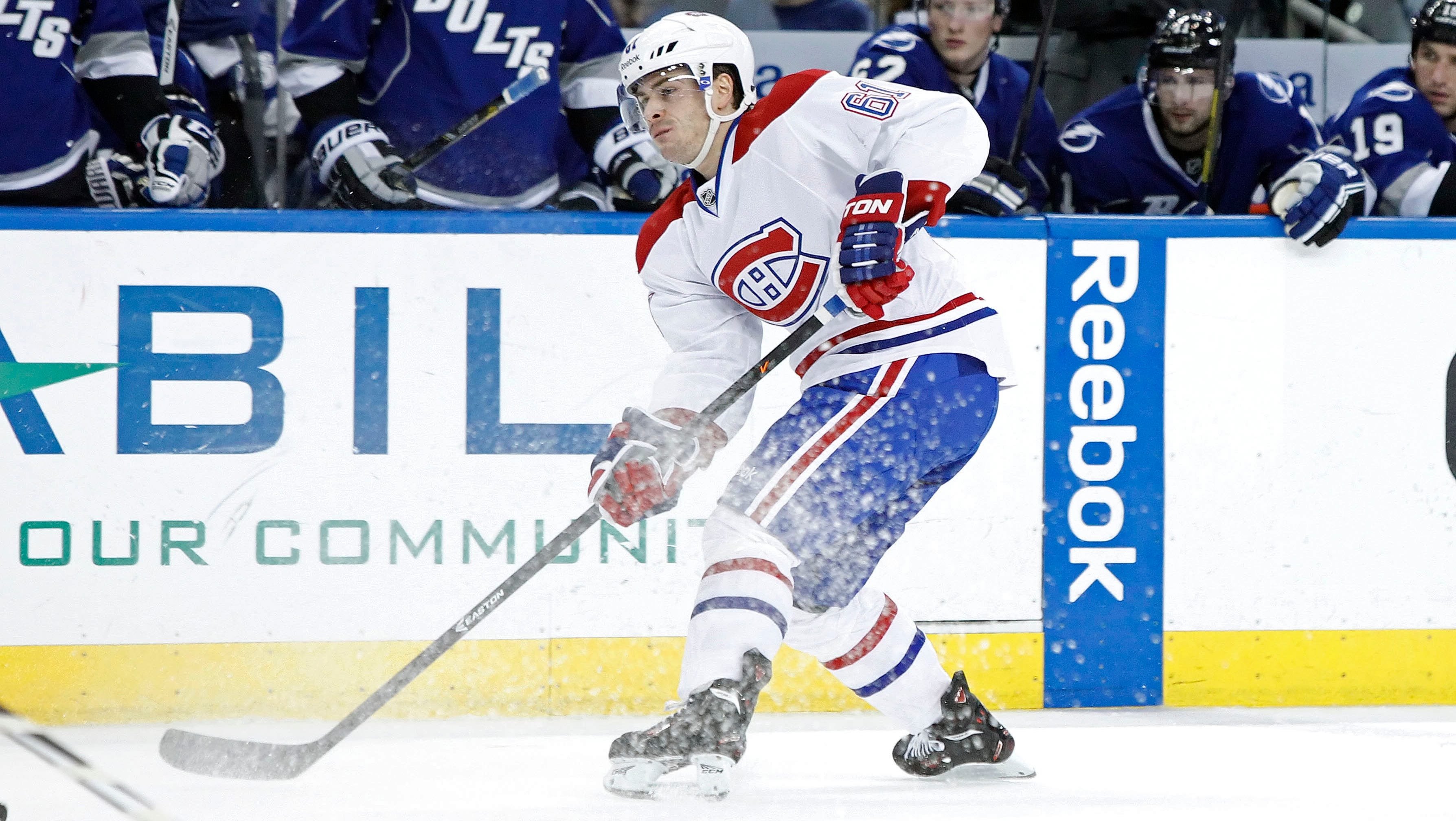 Canadiens deal Raphael Diaz to Canucks for Dale Weise