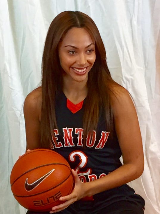 Benton Harbor's Kysre Gondrezick scores state-record 72 points