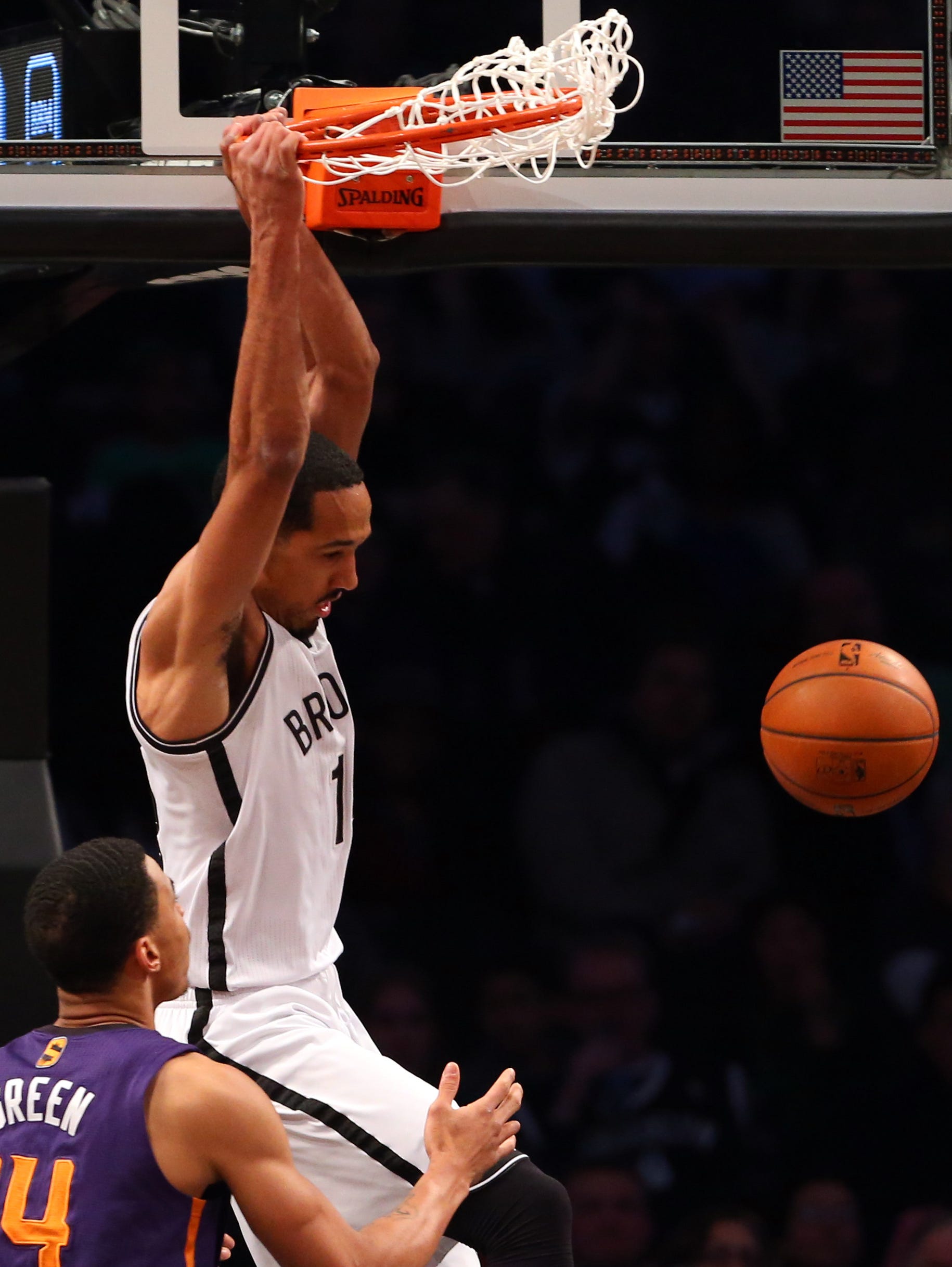How Shaun Livingston found NBA life after ugly injury