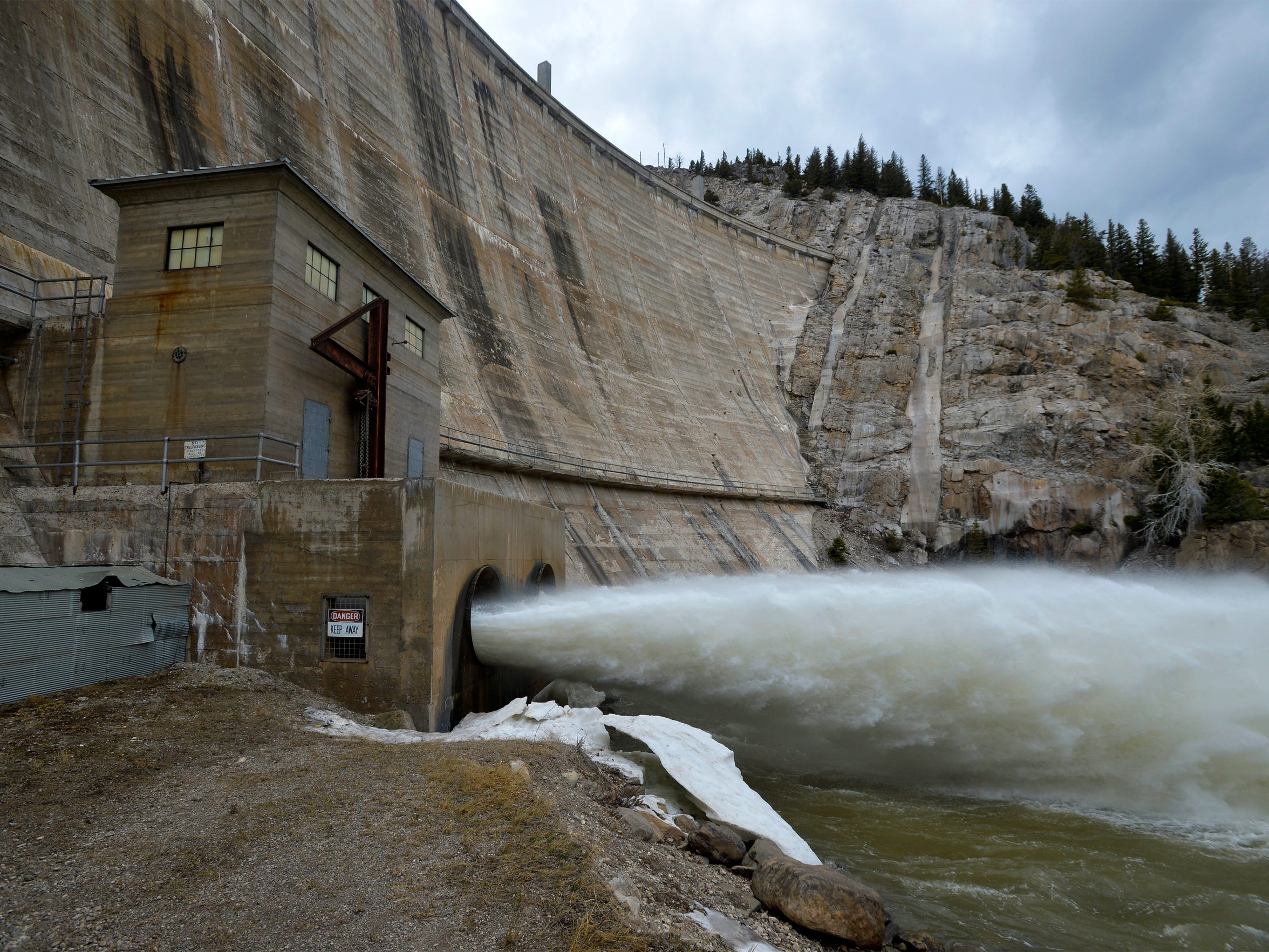 Gibson Dam operator keeps watch on water as flood concerns rise