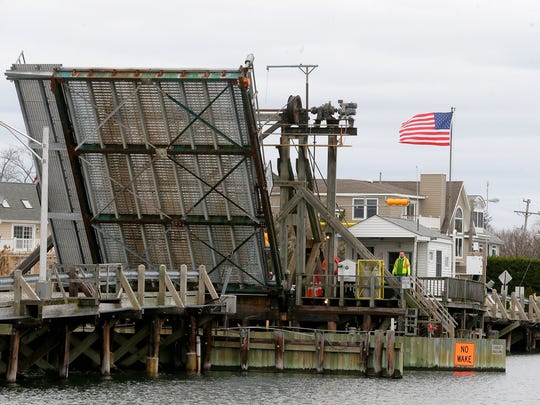 Historic Glimmer Glass Bridge closed; does it have a future?