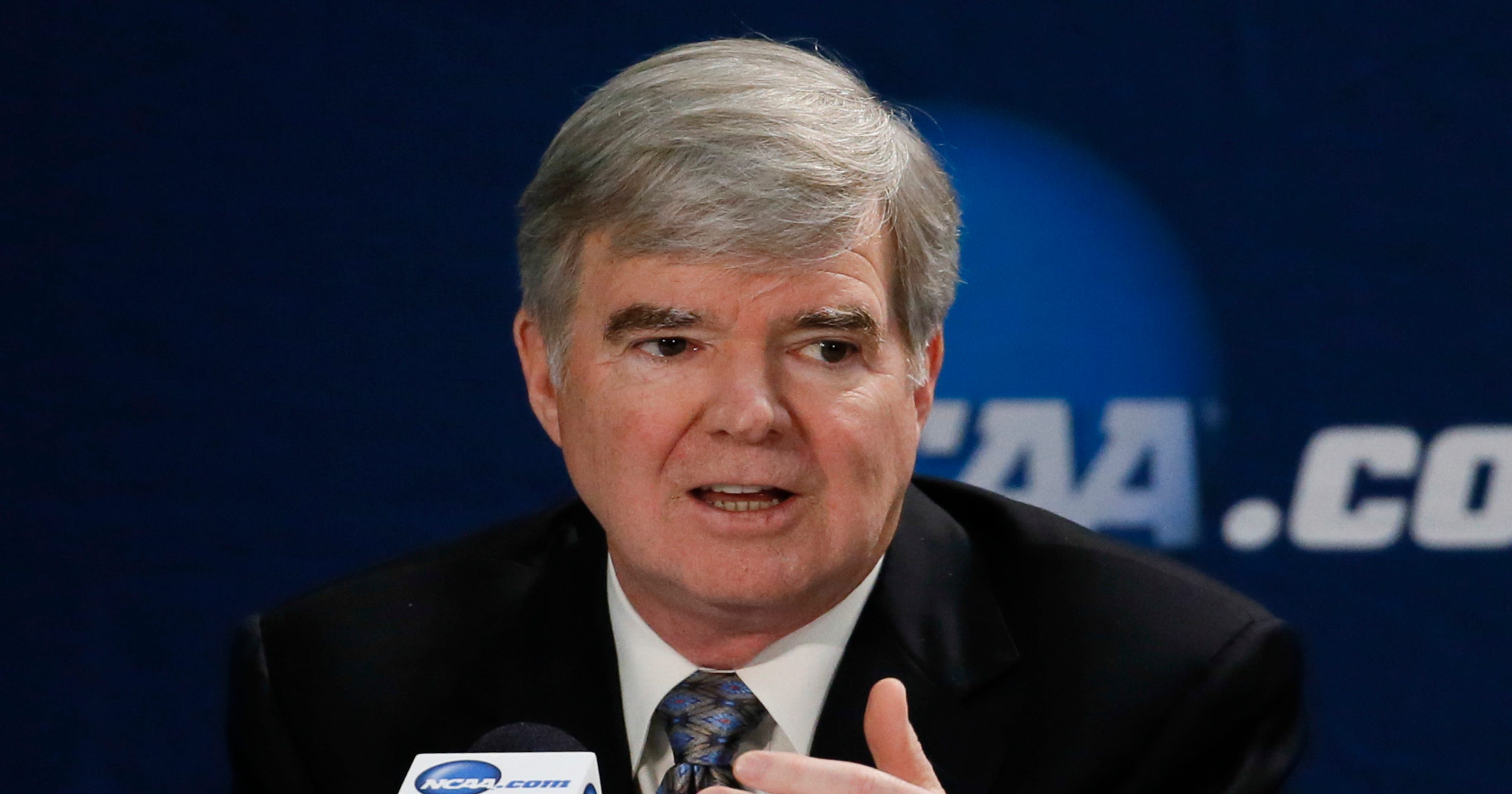 Mark Emmert to testify in Ed O'Bannon trial Thursday