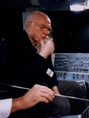 John Glenn, astronaut and senator, dead at age 95