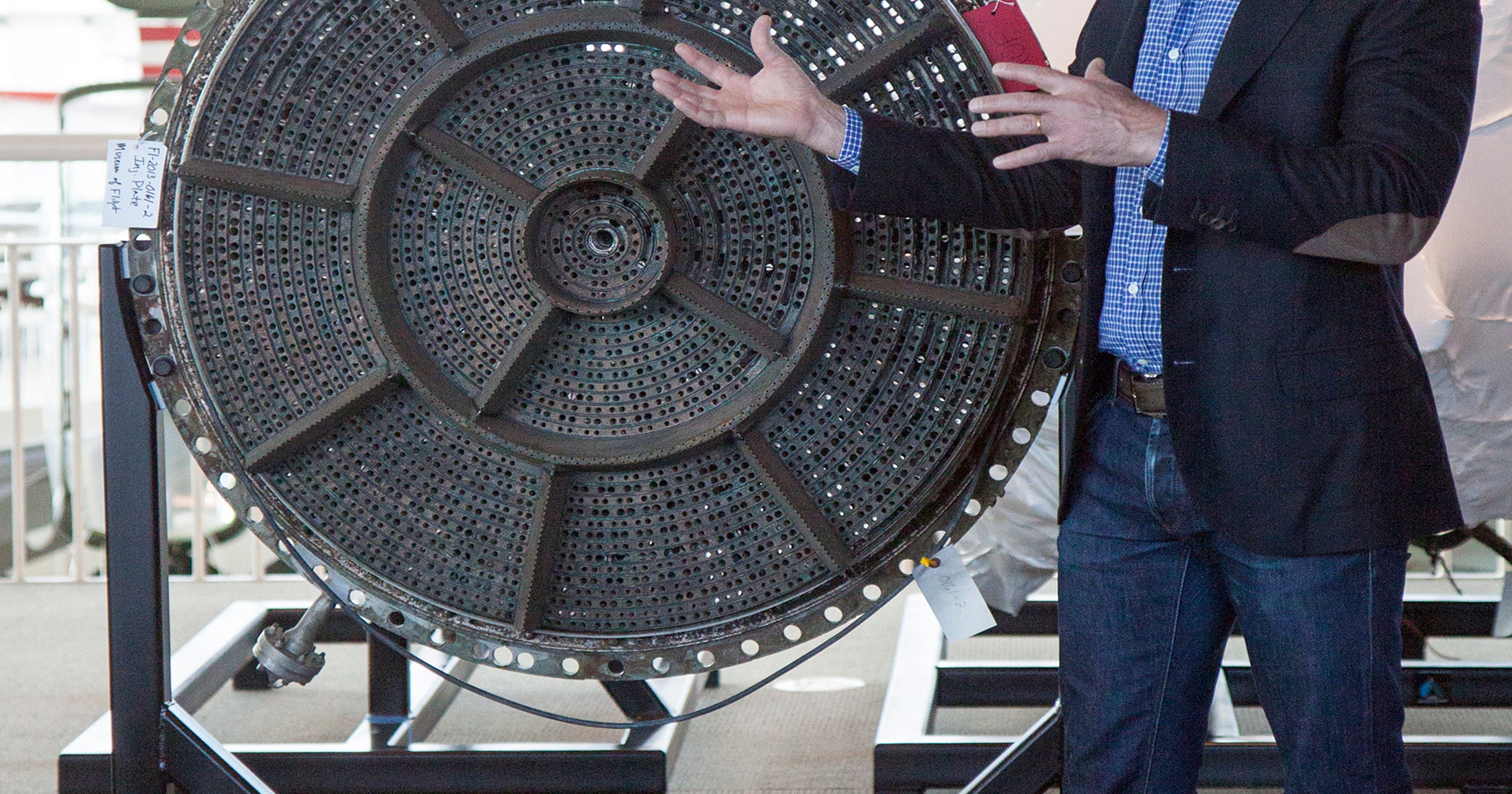 Bezos puts Saturn V engine remains on museum display