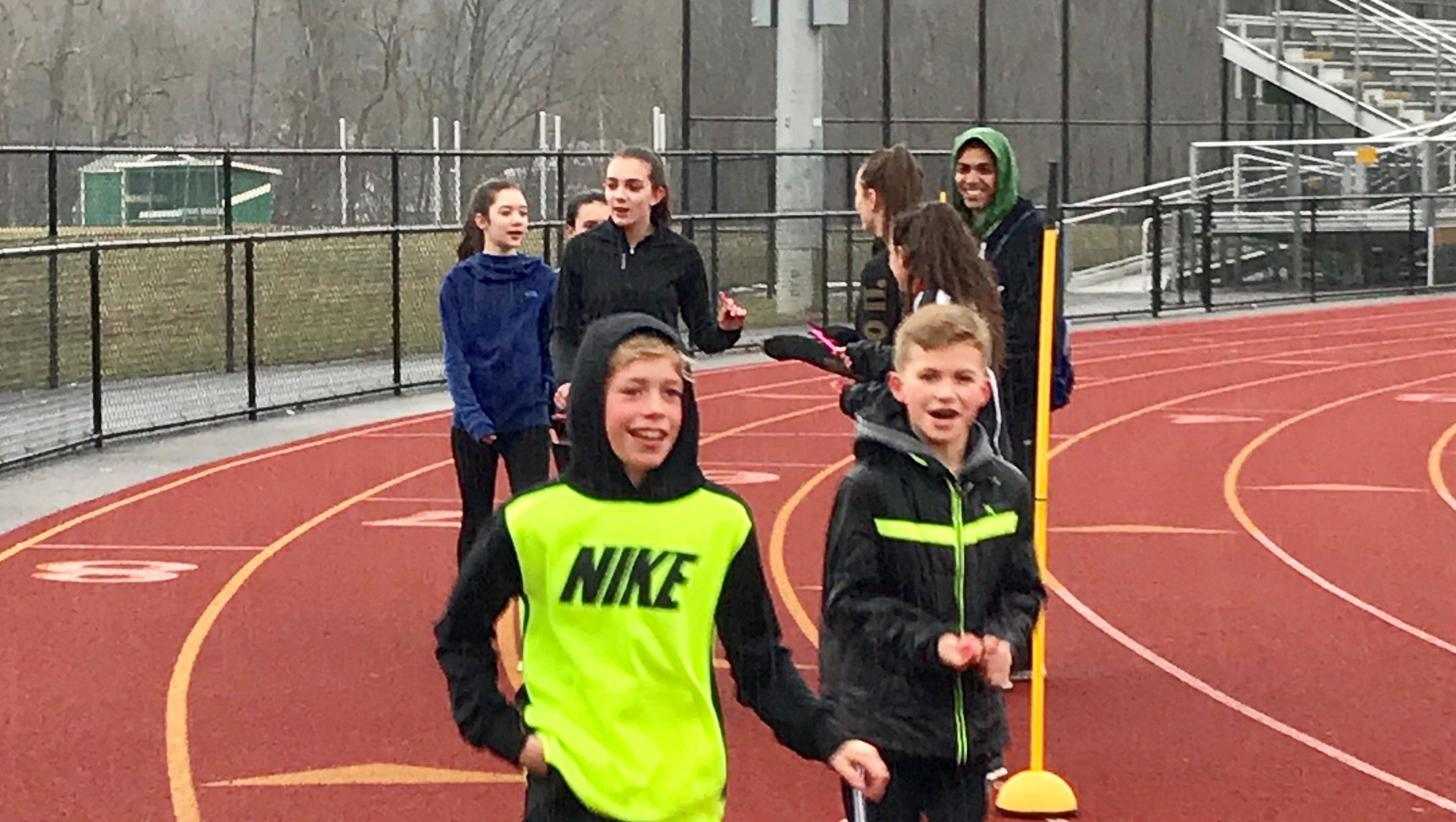 Roosevelt's new youth running program gets on track