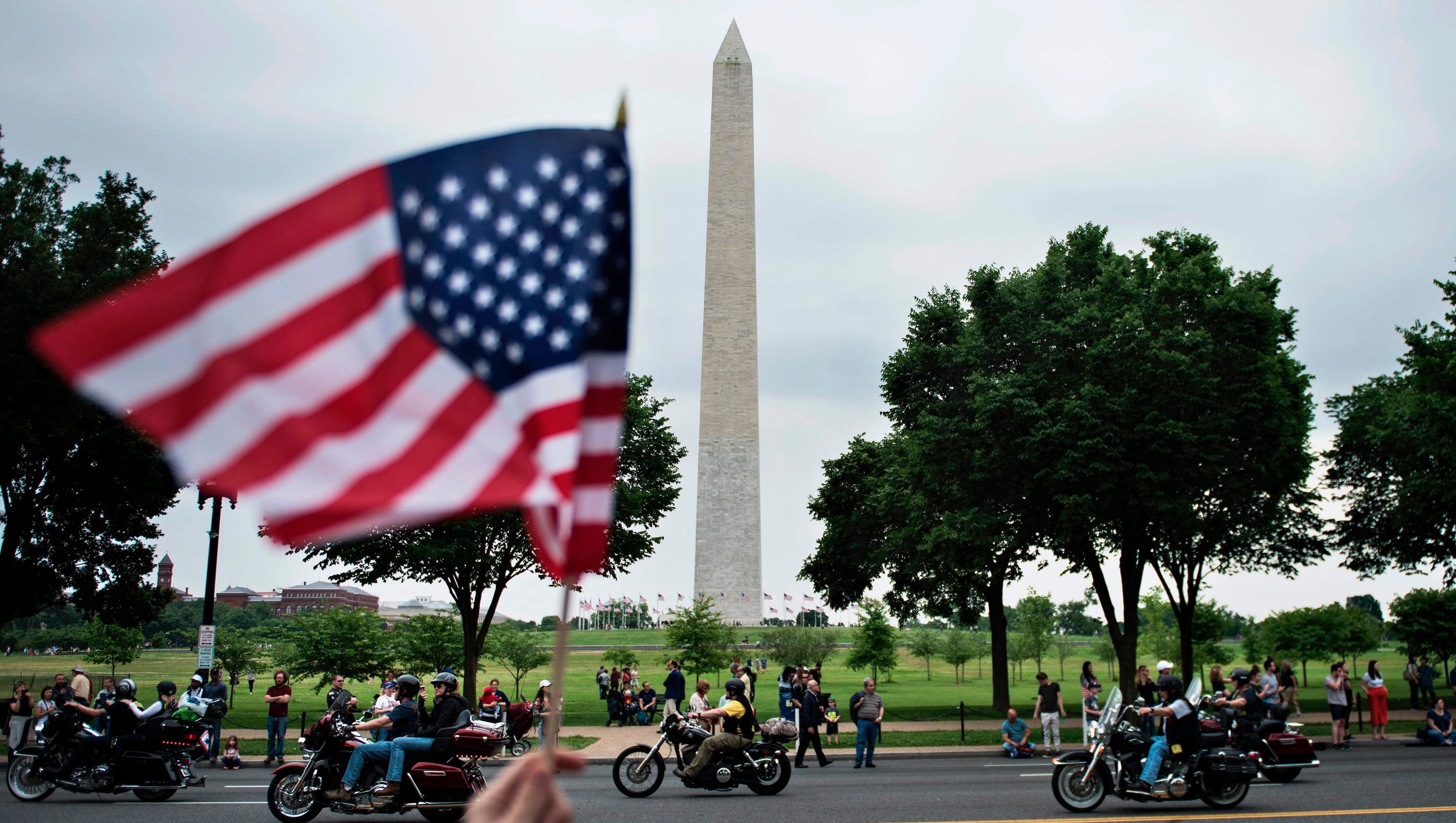 Rolling Thunder motorcycle rally honors military vets
