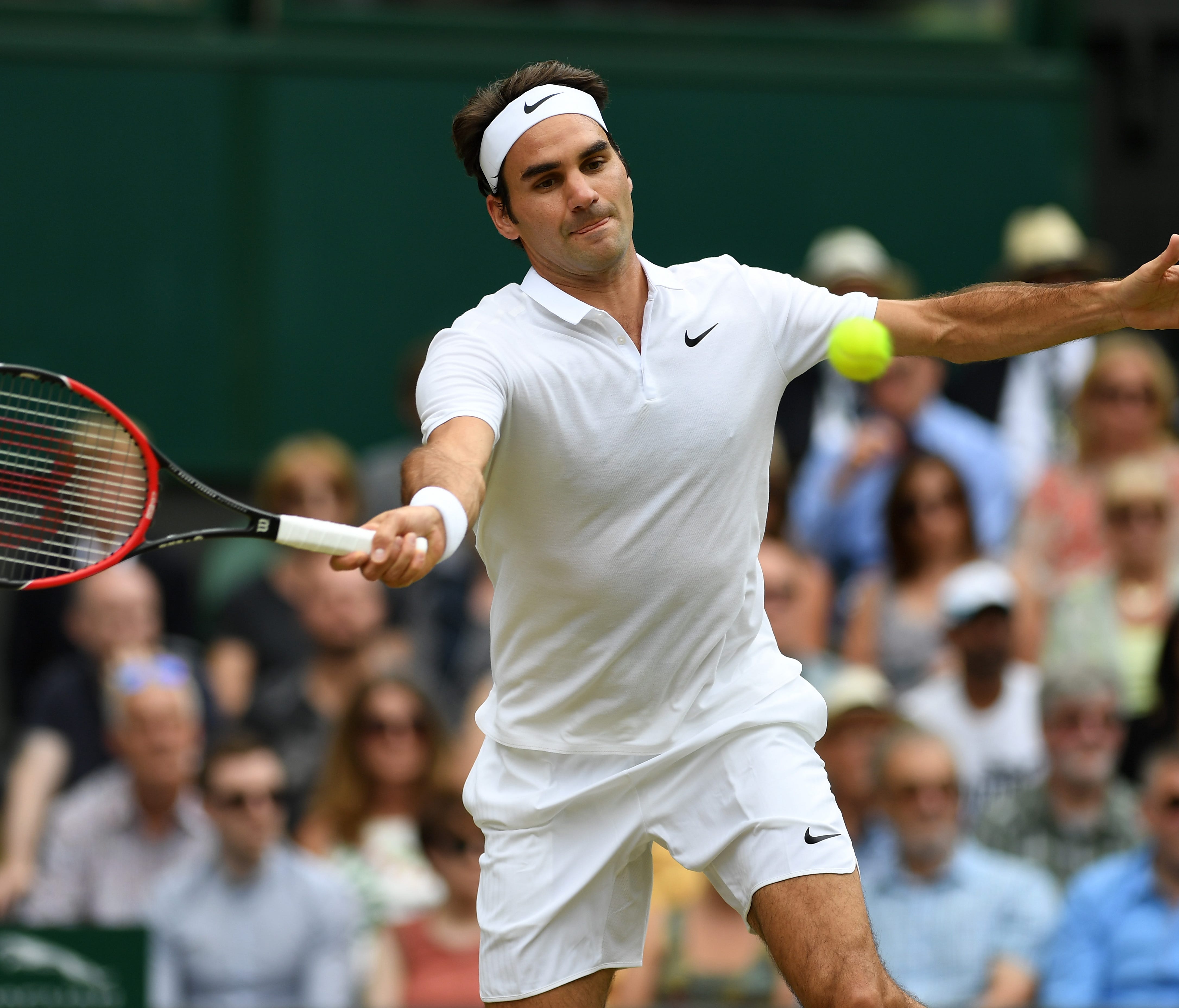 Roger Federer makes history; Sam Querrey advances | 11alive.com