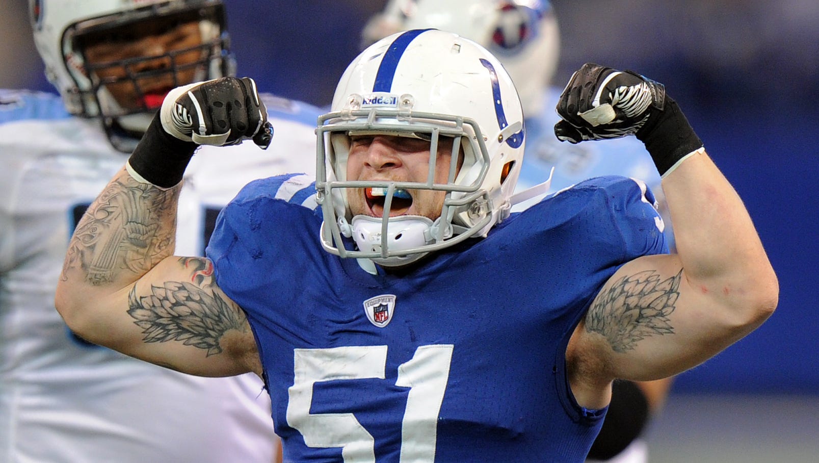 Former Colts LB Pat Angerer retires