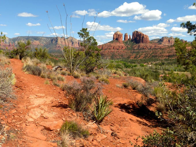 3 Sedona hikes show off the best red-rock scenery