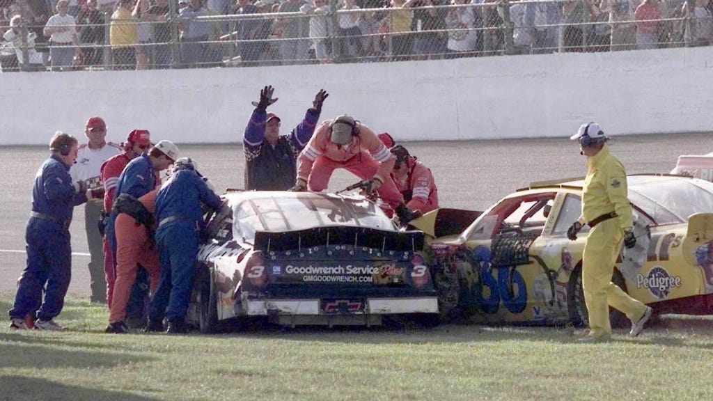 Ten after 3: Sterling Marlin's bump of Dale Earnhardt changed everything