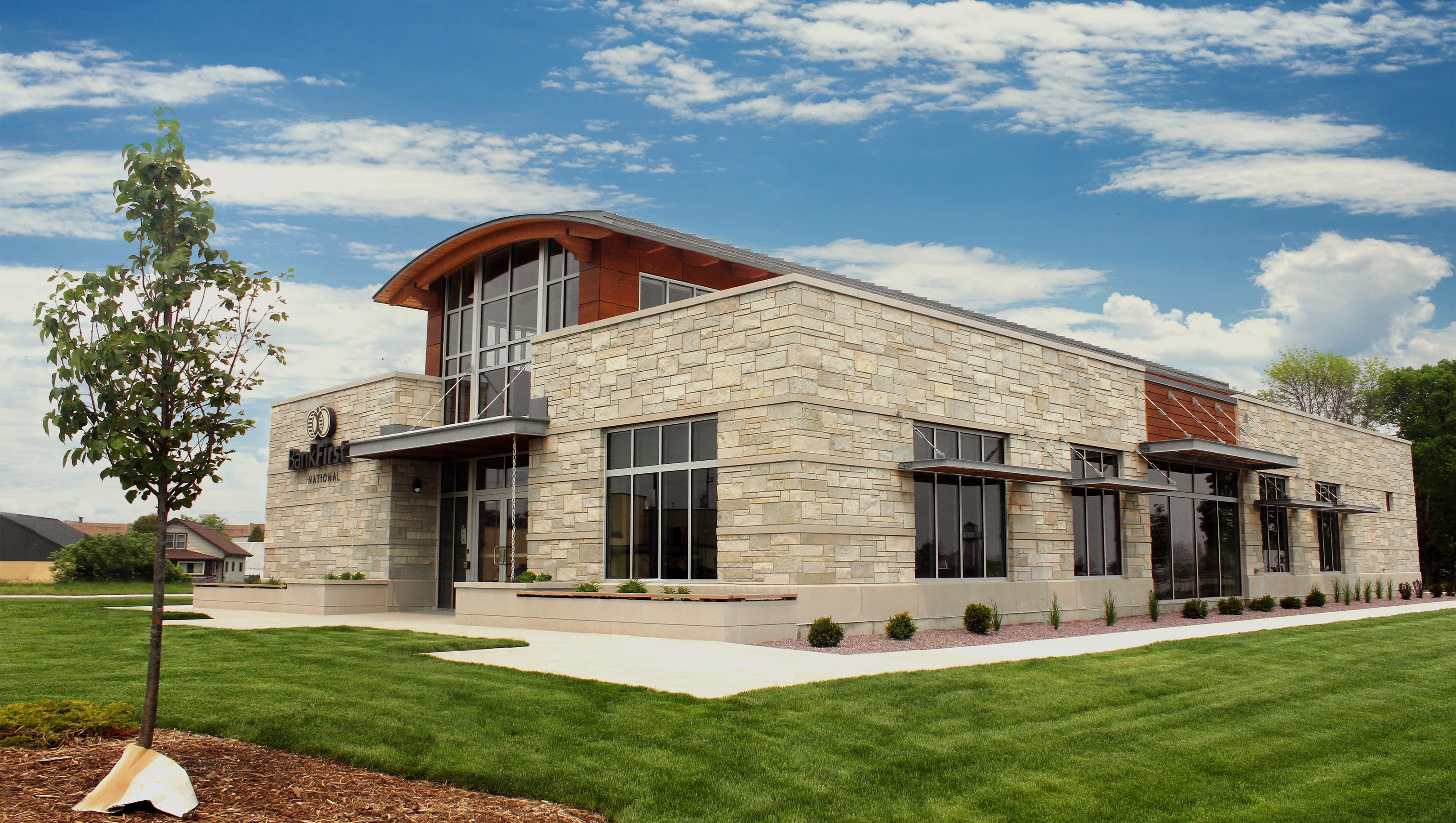 Manitowoc Investors Community Bank, Bank First show growth