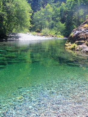 Hike to hidden swimming holes on Little North Santiam
