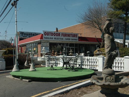 Sears at Willowbrook Mall in Wayne closing. What to know about sales