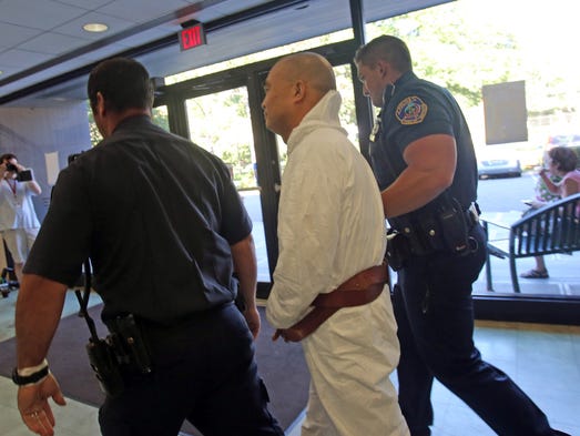 华裔博士后枪击前老板 自称受种族歧视被解雇(组图)