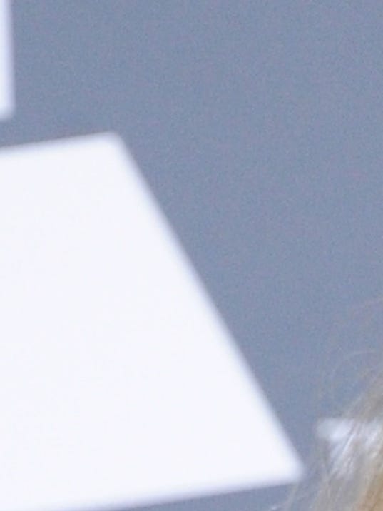 Adele's '21' becomes 21st album to sell 10 million