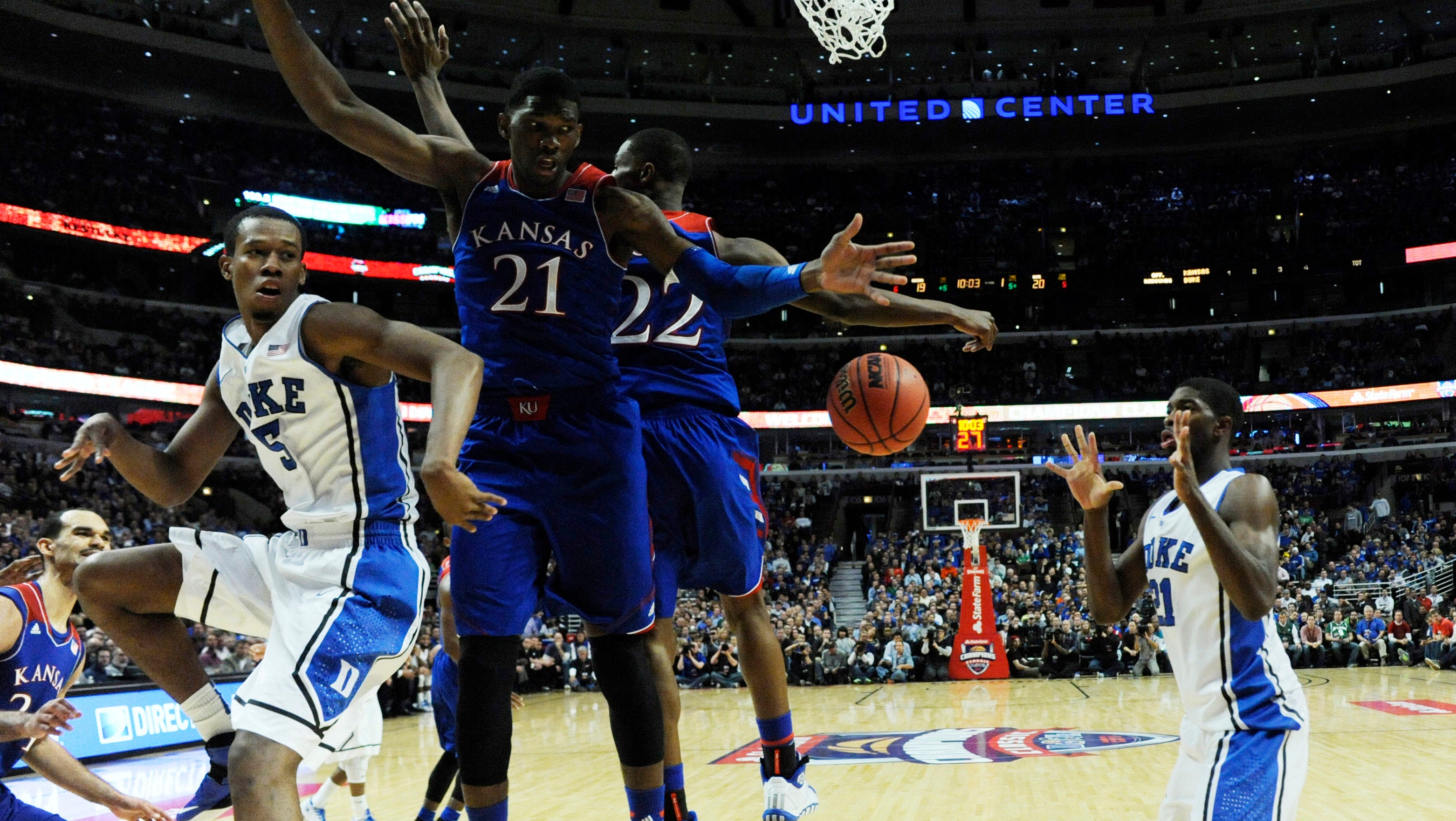 4-point play: Instant analysis on Kansas-Duke