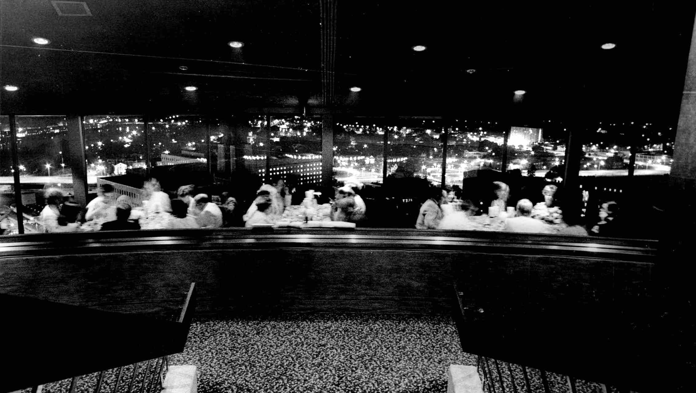 Rotating restaurant Changing Scene in Rochester NY offered great views