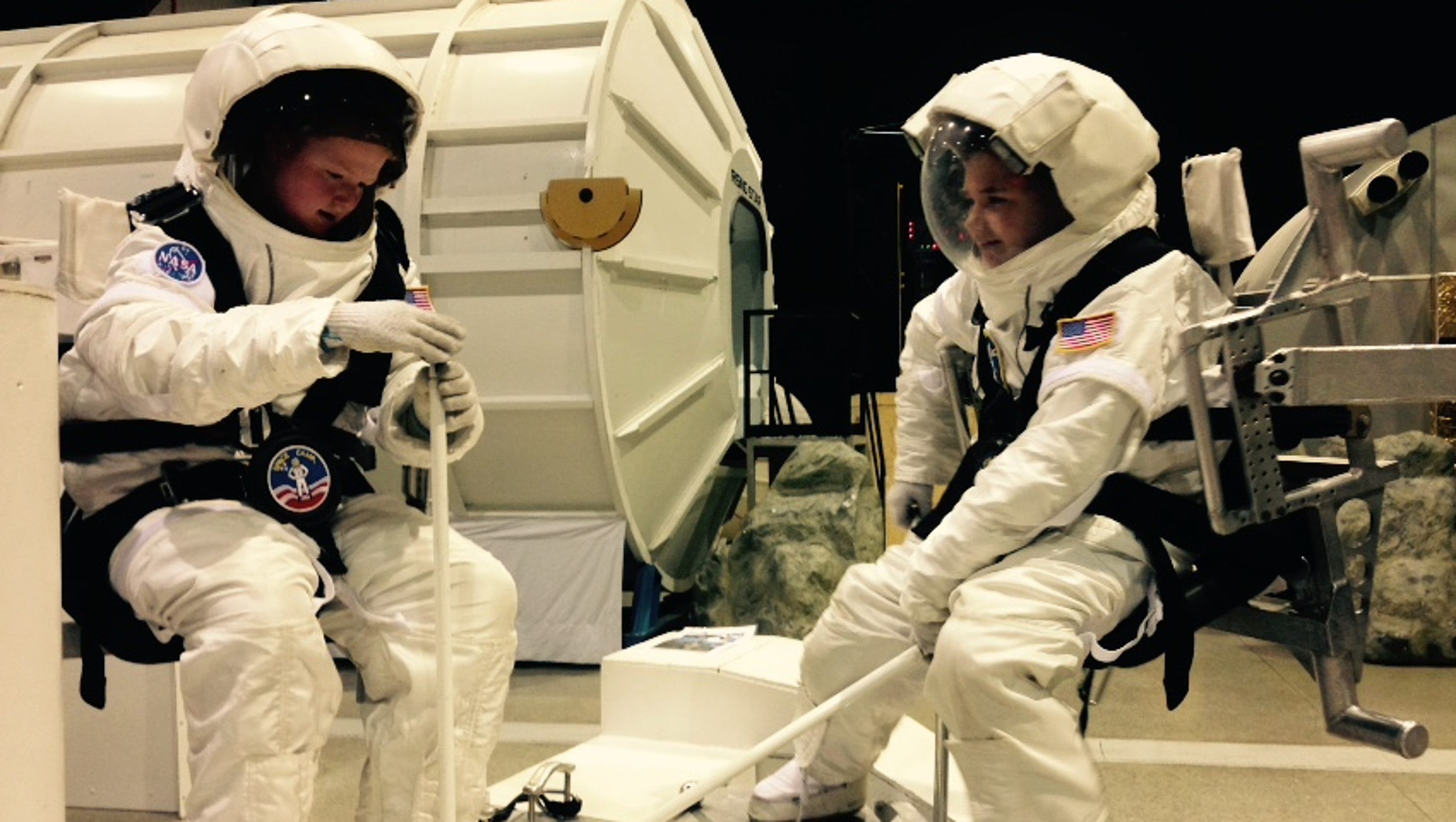 Low gravity simulation – CleanWeb for Kids