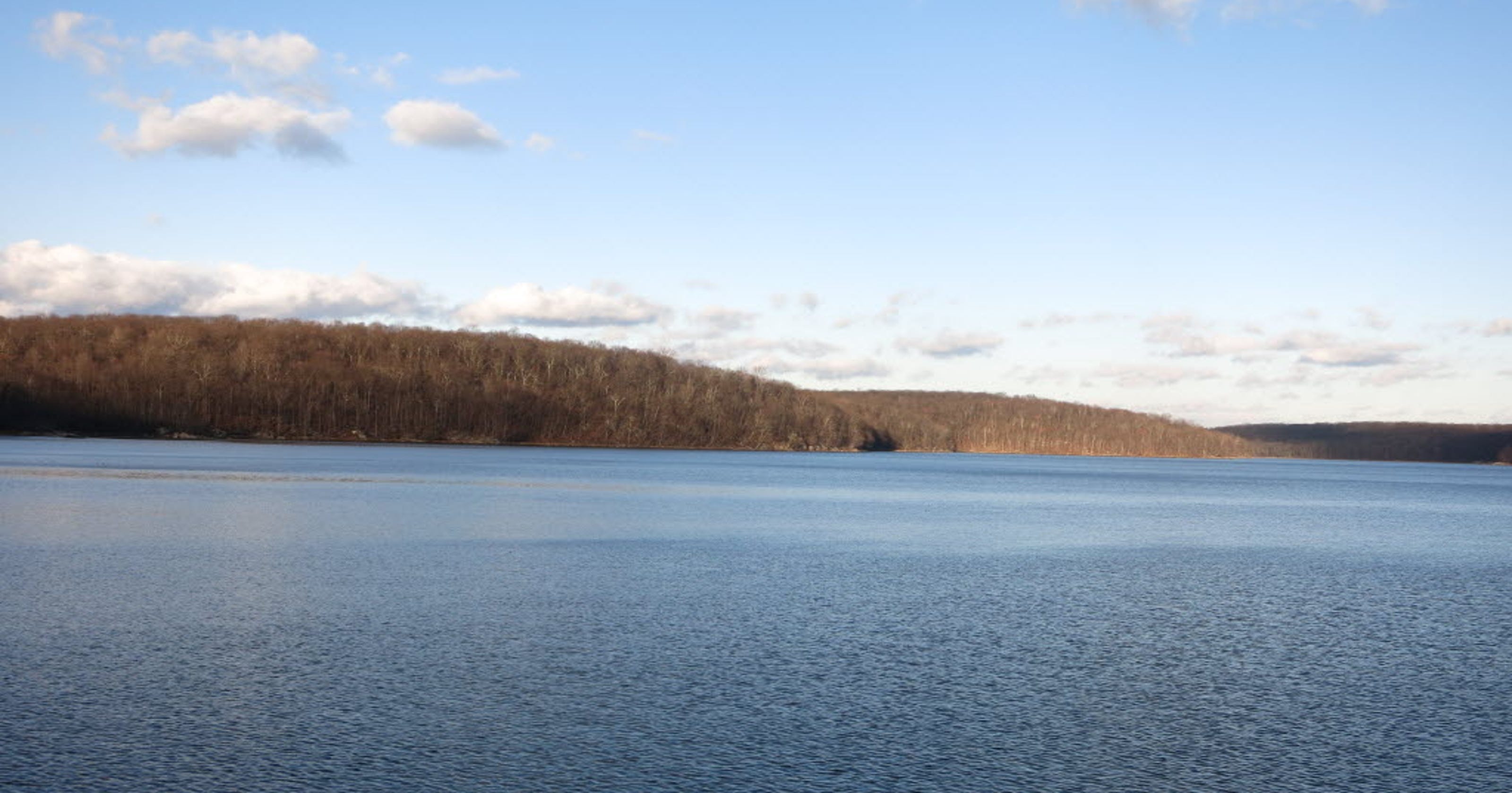 Woman rescued in Splitrock Reservoir, Rockaway NJ