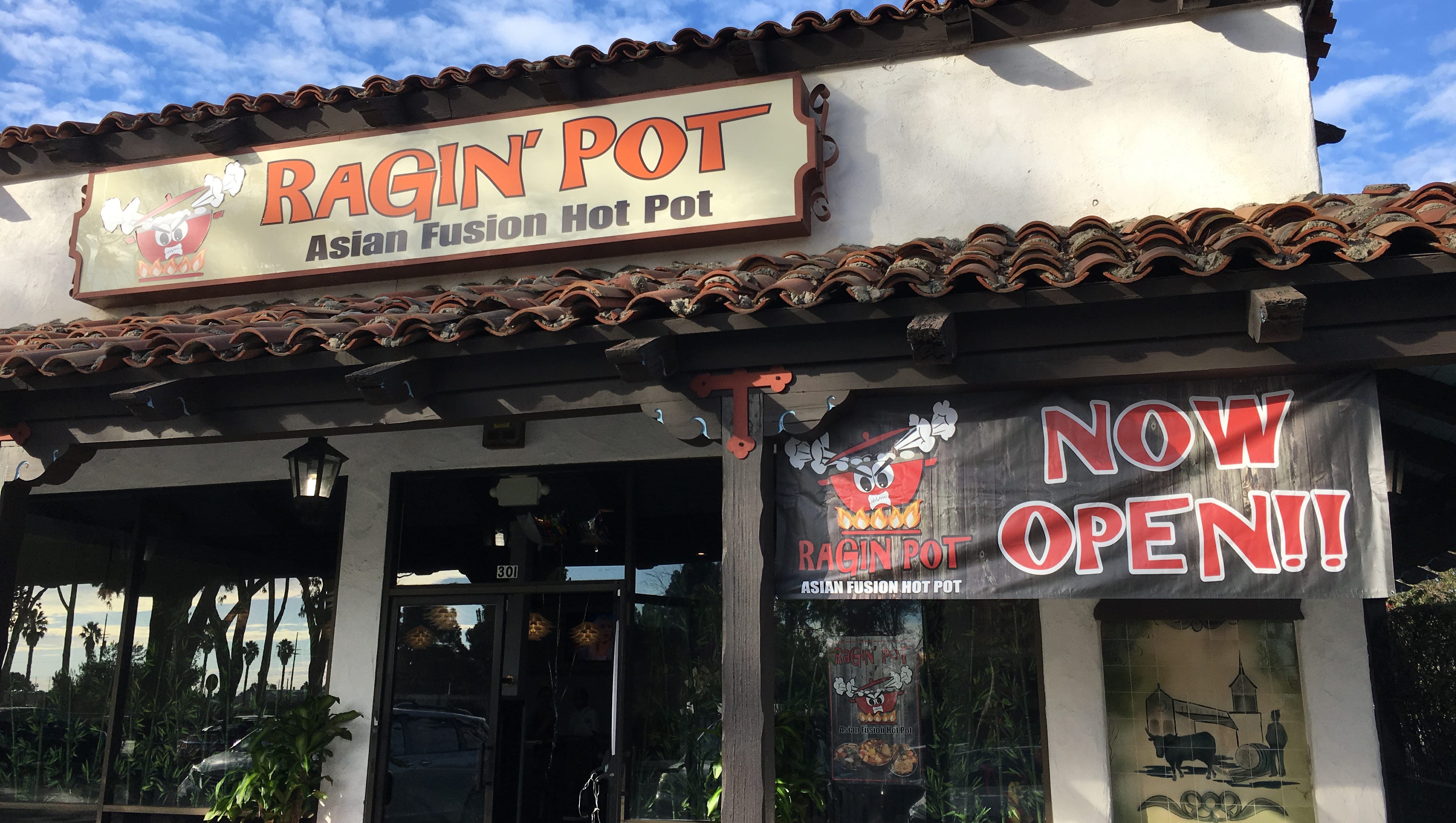 Ragin' Pot brings personalized hot-pot dining to Port Hueneme