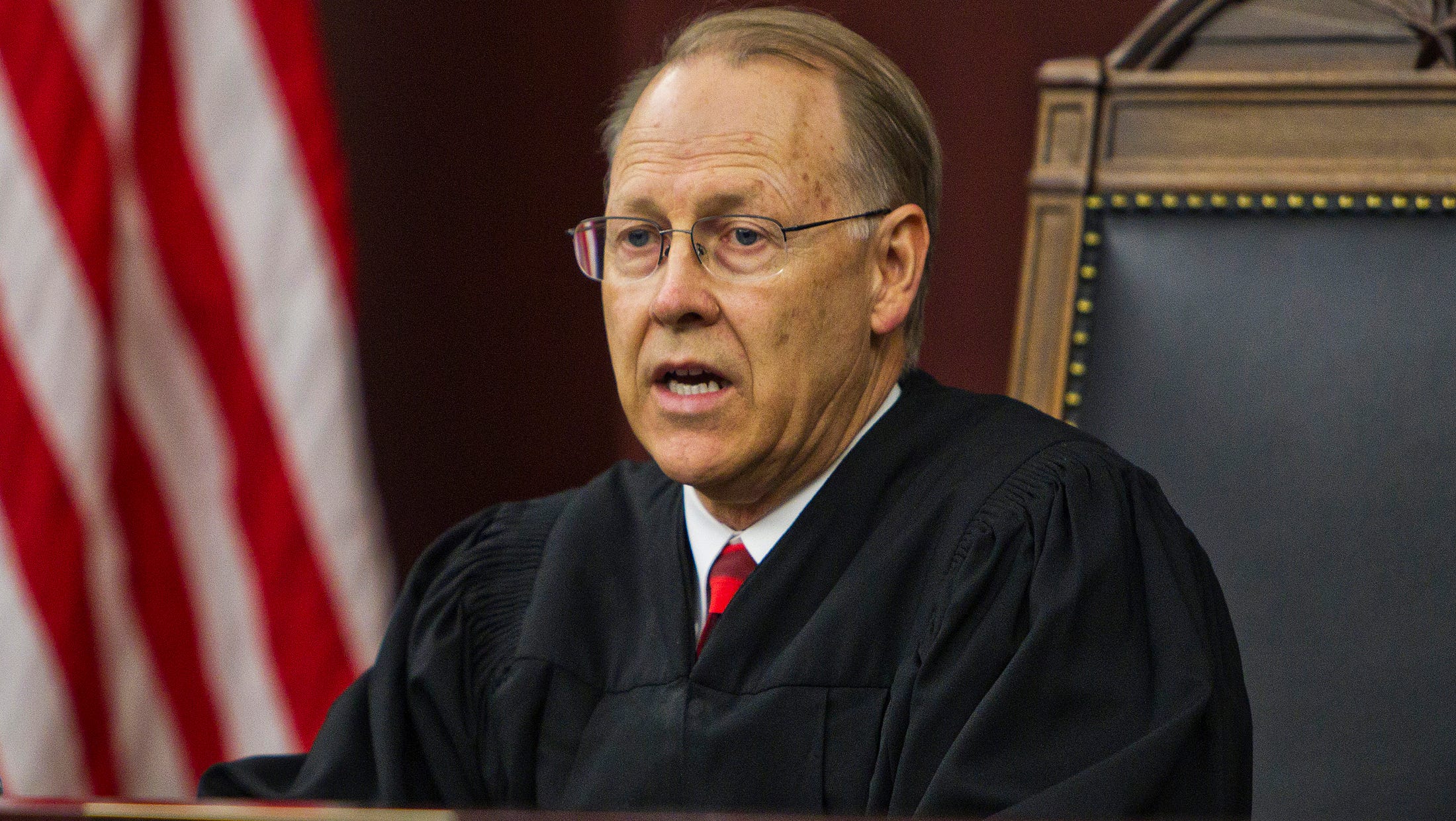 Divorce case stirs ethics allegations about judge