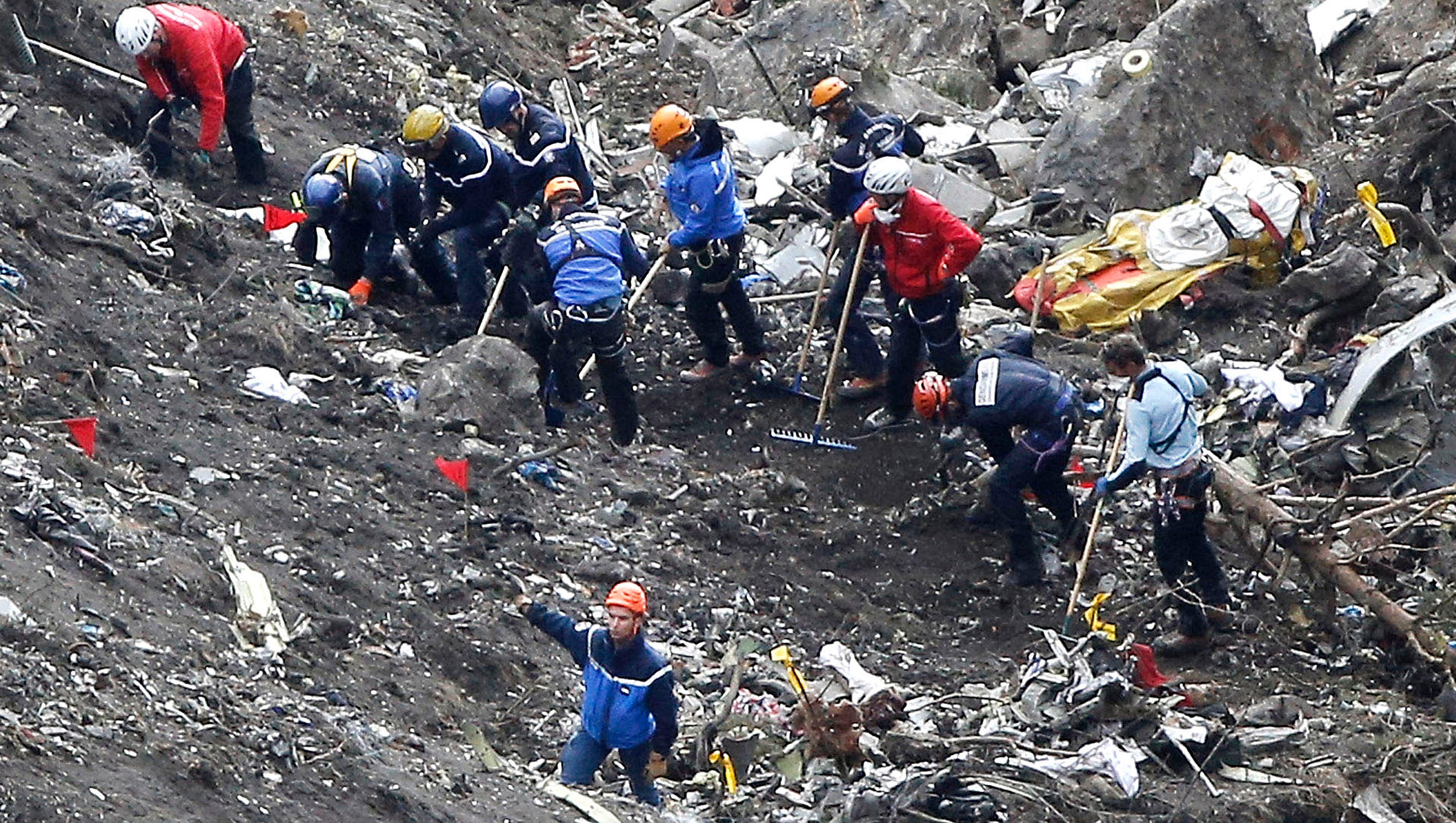 635629722689547593-AP-APTOPIX-France-Plane-Crash.jpg?width=3200&height ... 635629722689547593-AP-APTOPIX-France-Plane-Crash.jpg?width=3200&height ...