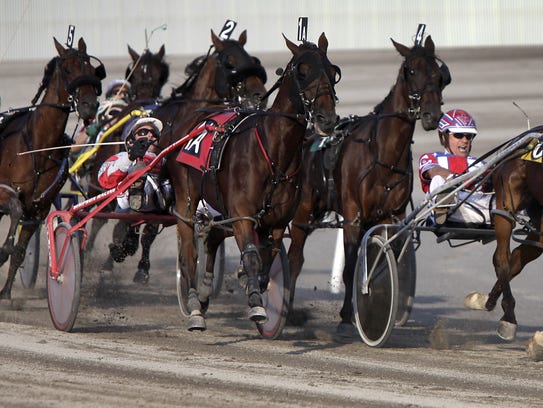 How VLTs saved NY horse racing - Harnesslink