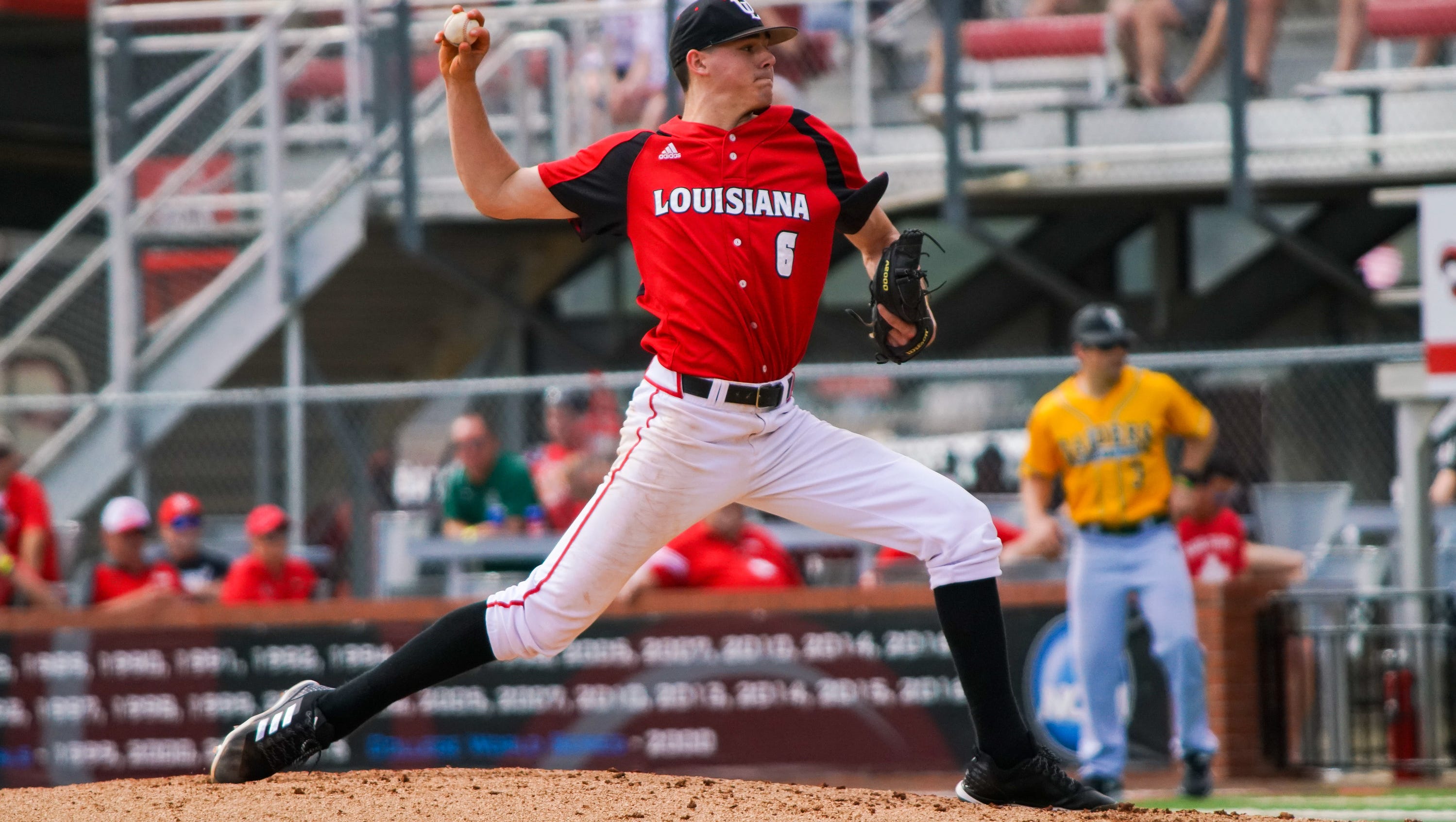 UL baseball: Fontenot's double-squeeze bunt lifts hit-starved Cajuns