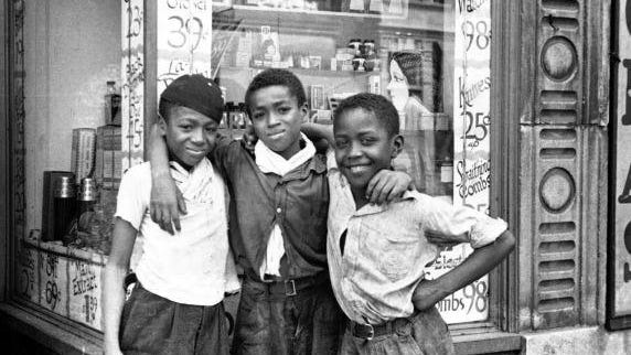 Neal Rubin: From the late 1930s, Detroit photos in need of words