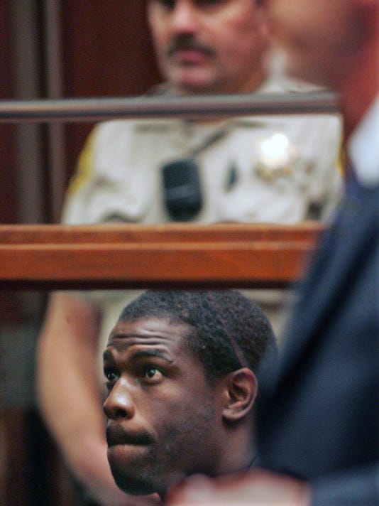 Lawrence Phillips hanged himself with bed sheet, according to autopsy ...