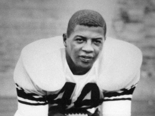 Ernie Davis mobile museum a teaching opportunity