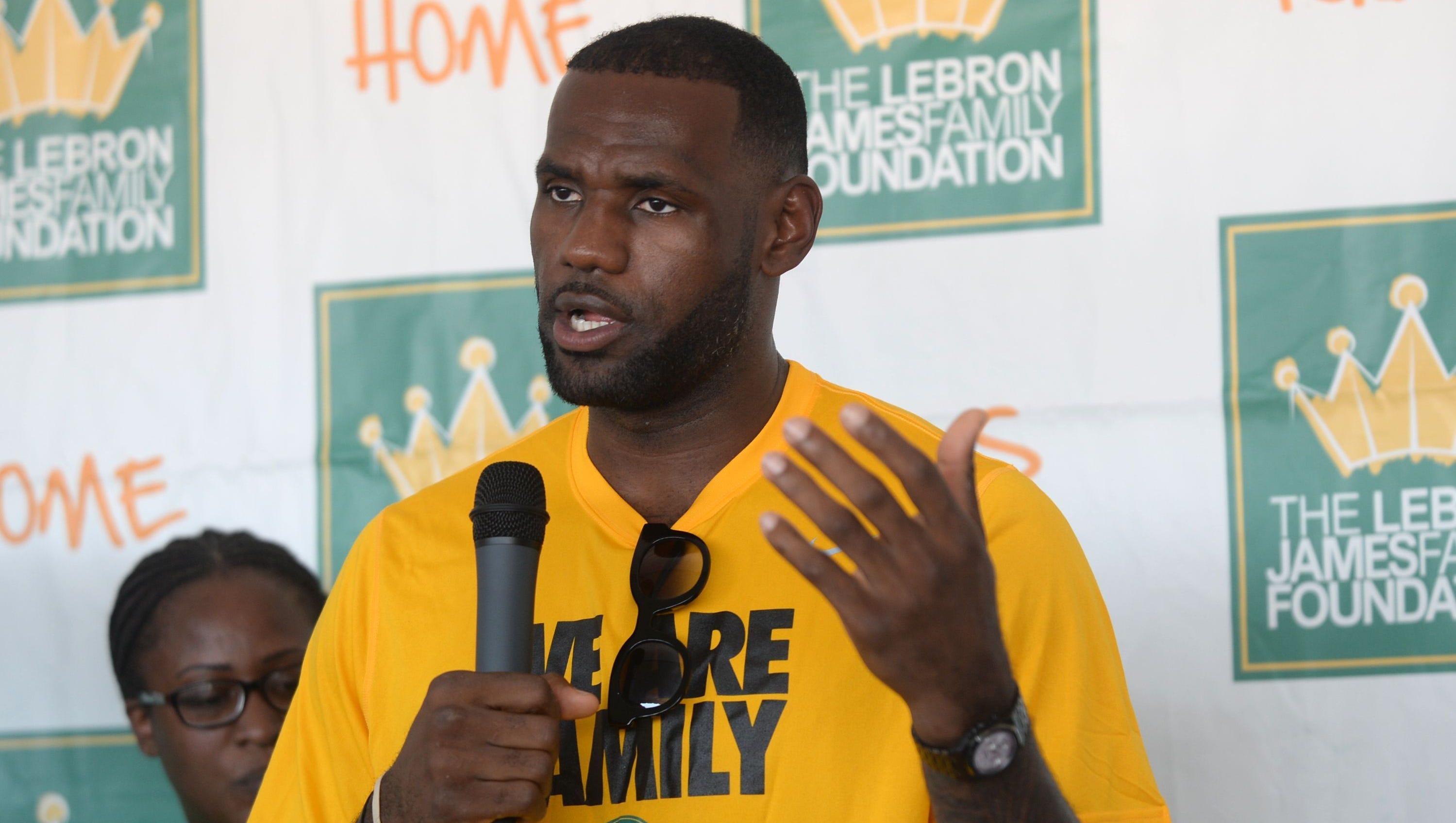 LeBron James Foundation to help launch new public school in Akron