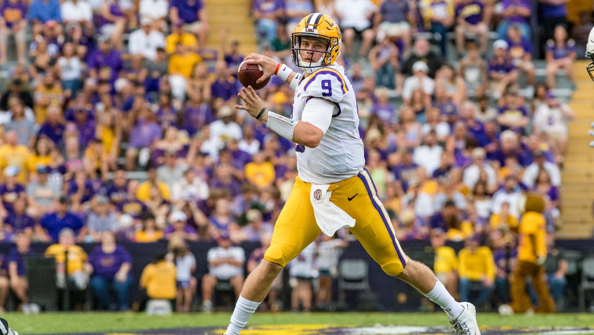 PHOTOS- LSU vs South Eastern LA Football