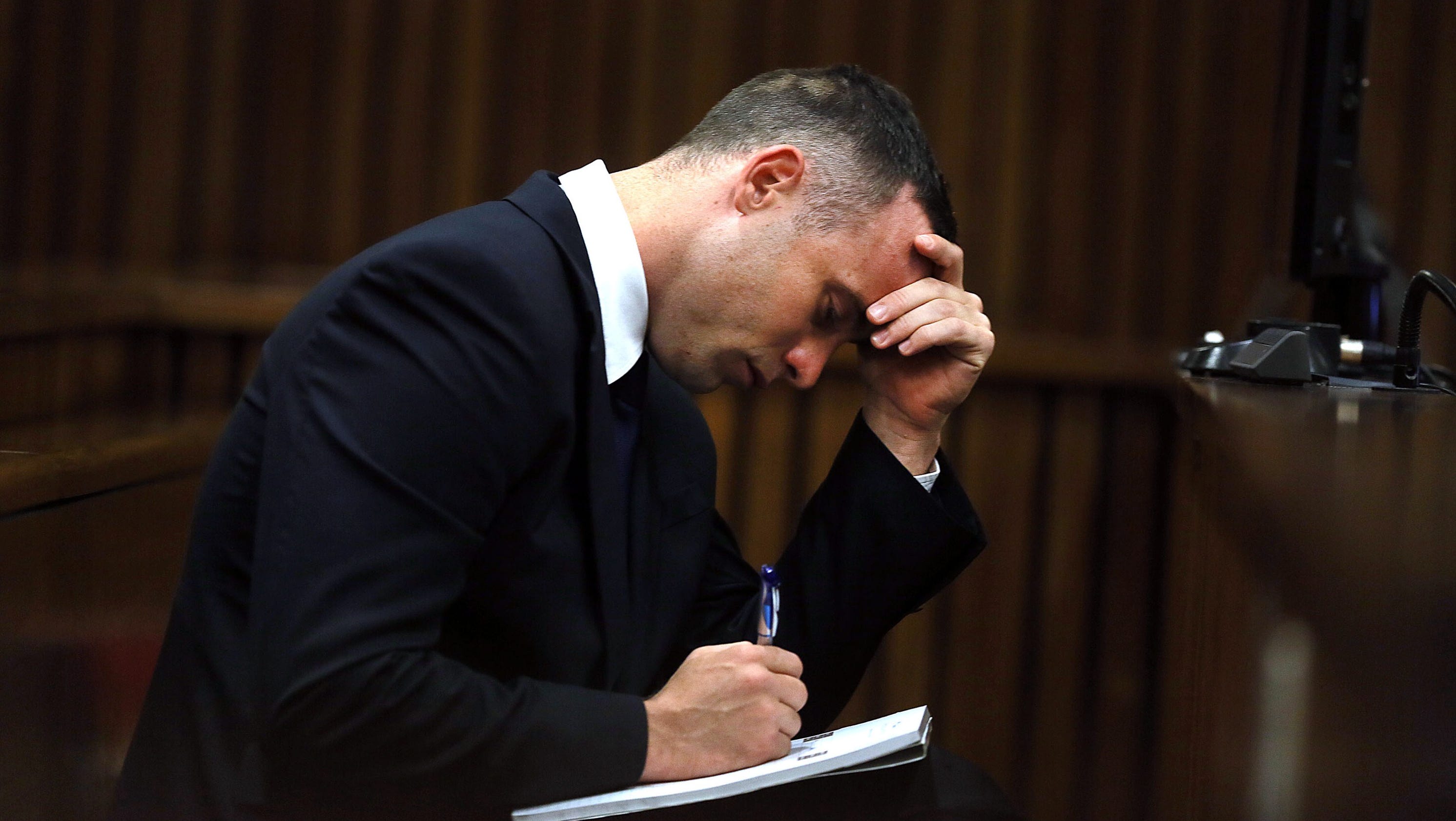 Neighbors of Oscar Pistorius testify at murder trial