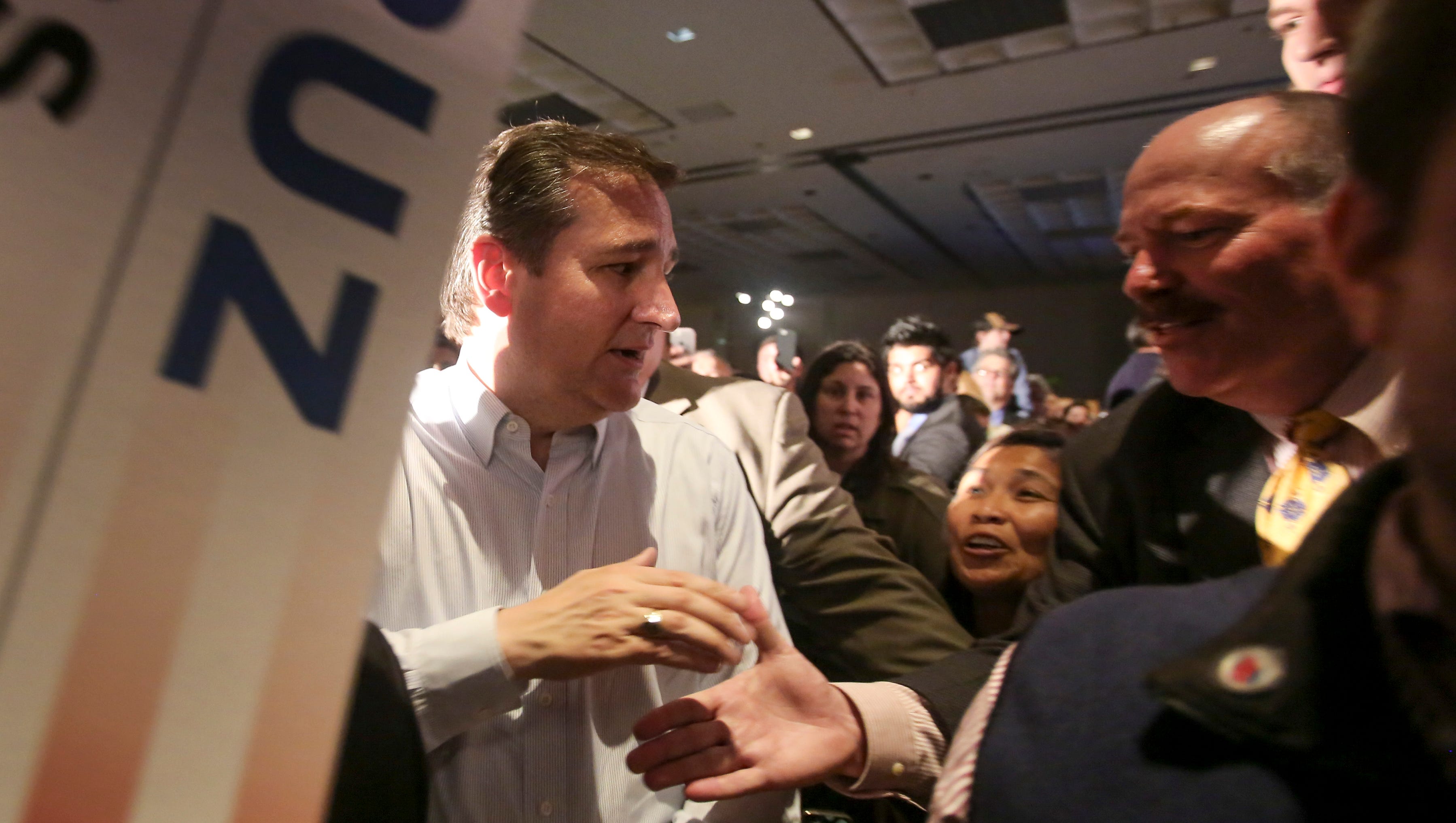 Ted Cruz lays groundwork for last stand in California