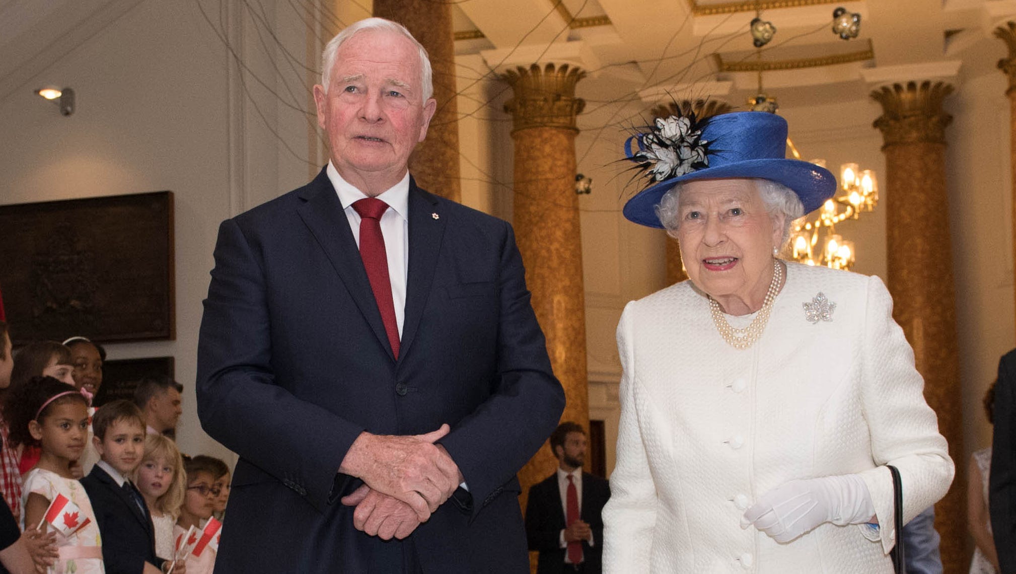 Canada governor breaches protocol, touches Queen Elizabeth II's elbow ...