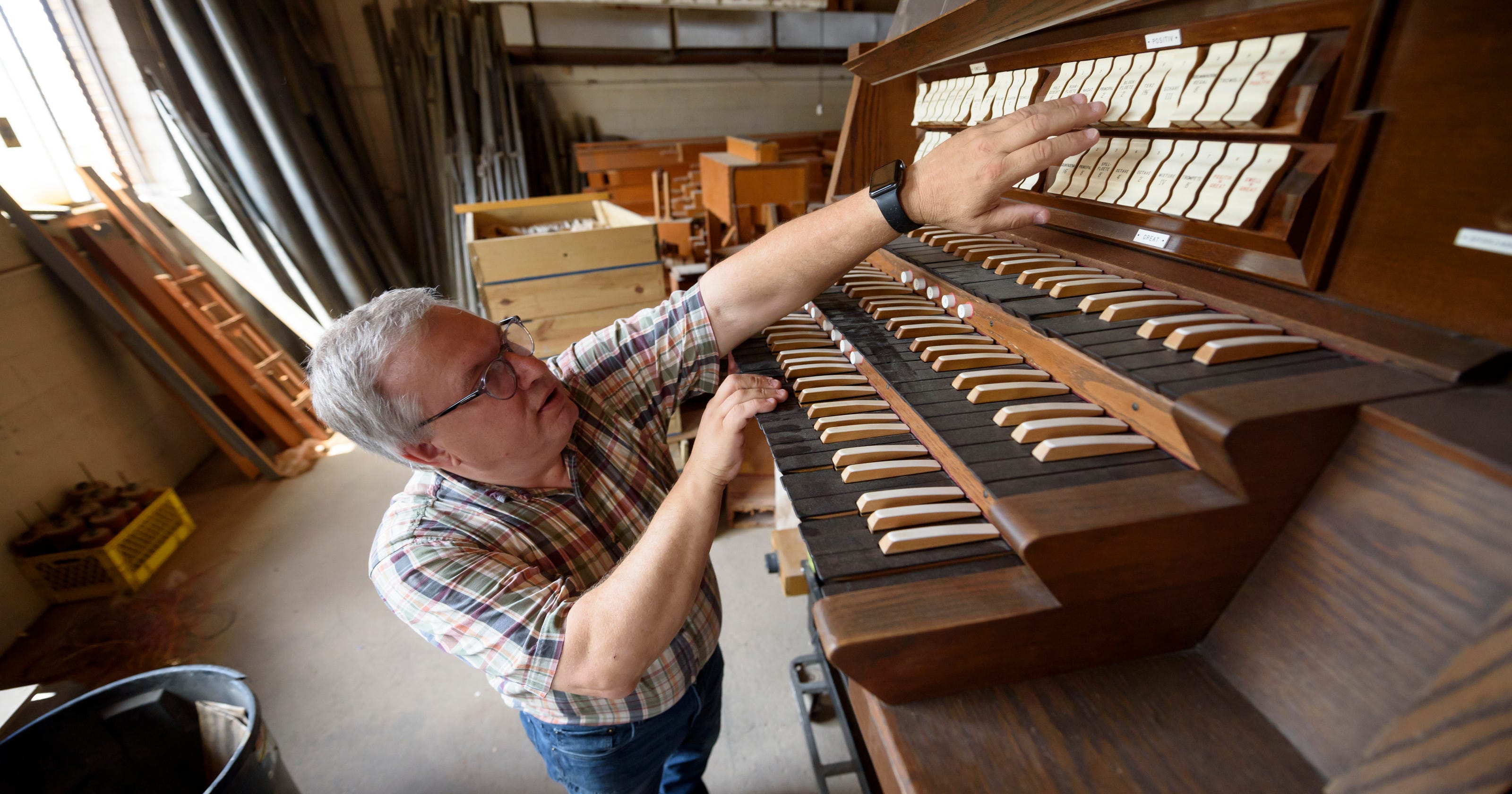 Detroit firm breathes new life into pipe organs