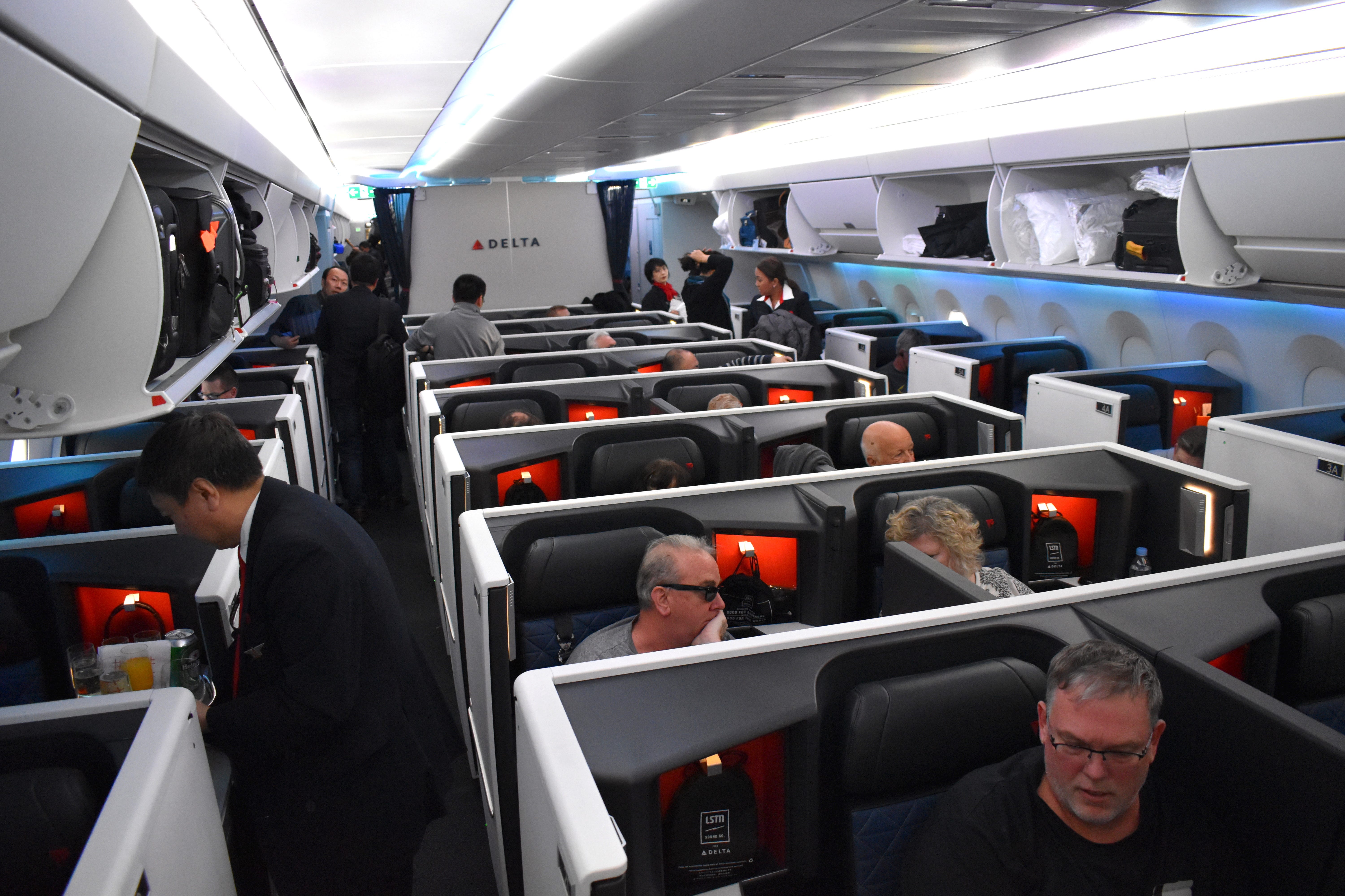 Delta Airlines 777 Business Class