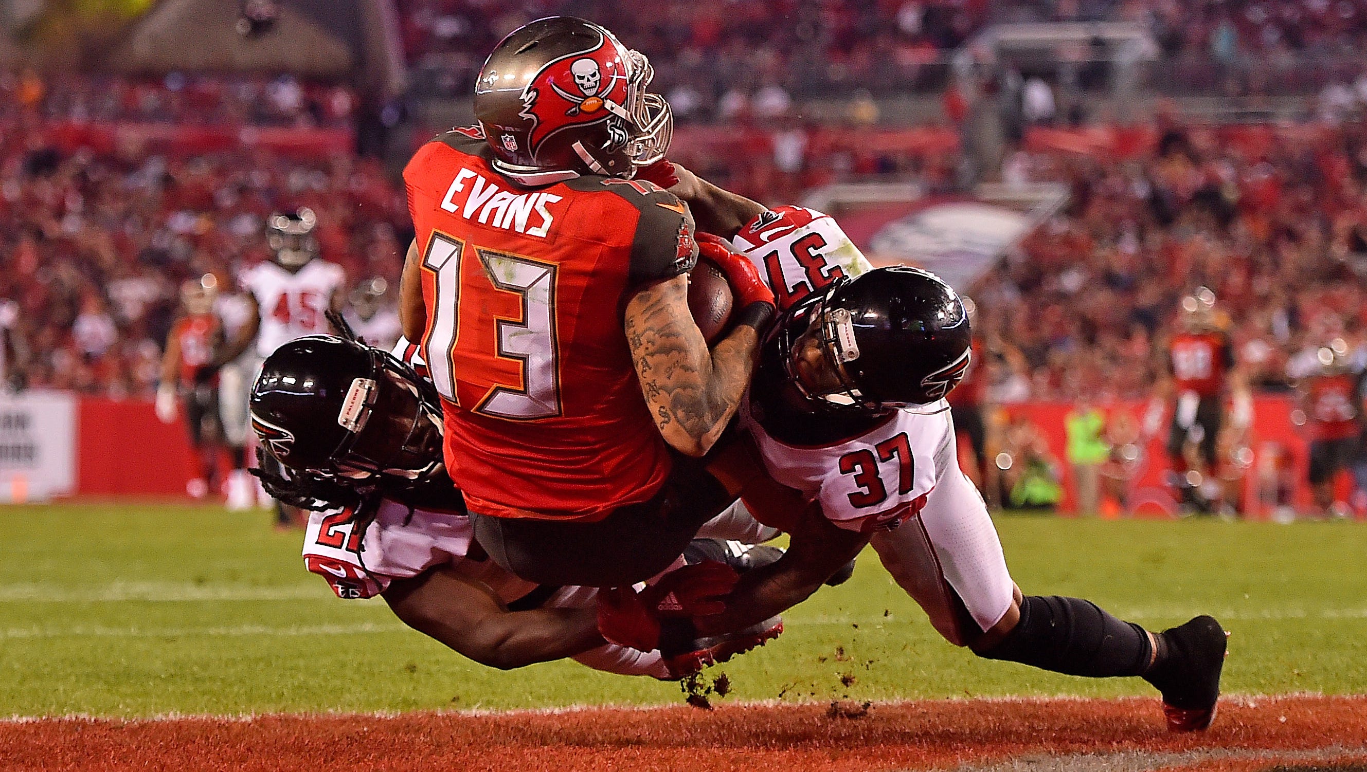 Jerry Richardson to put Panthers up for sale amid workplace misconduct ...