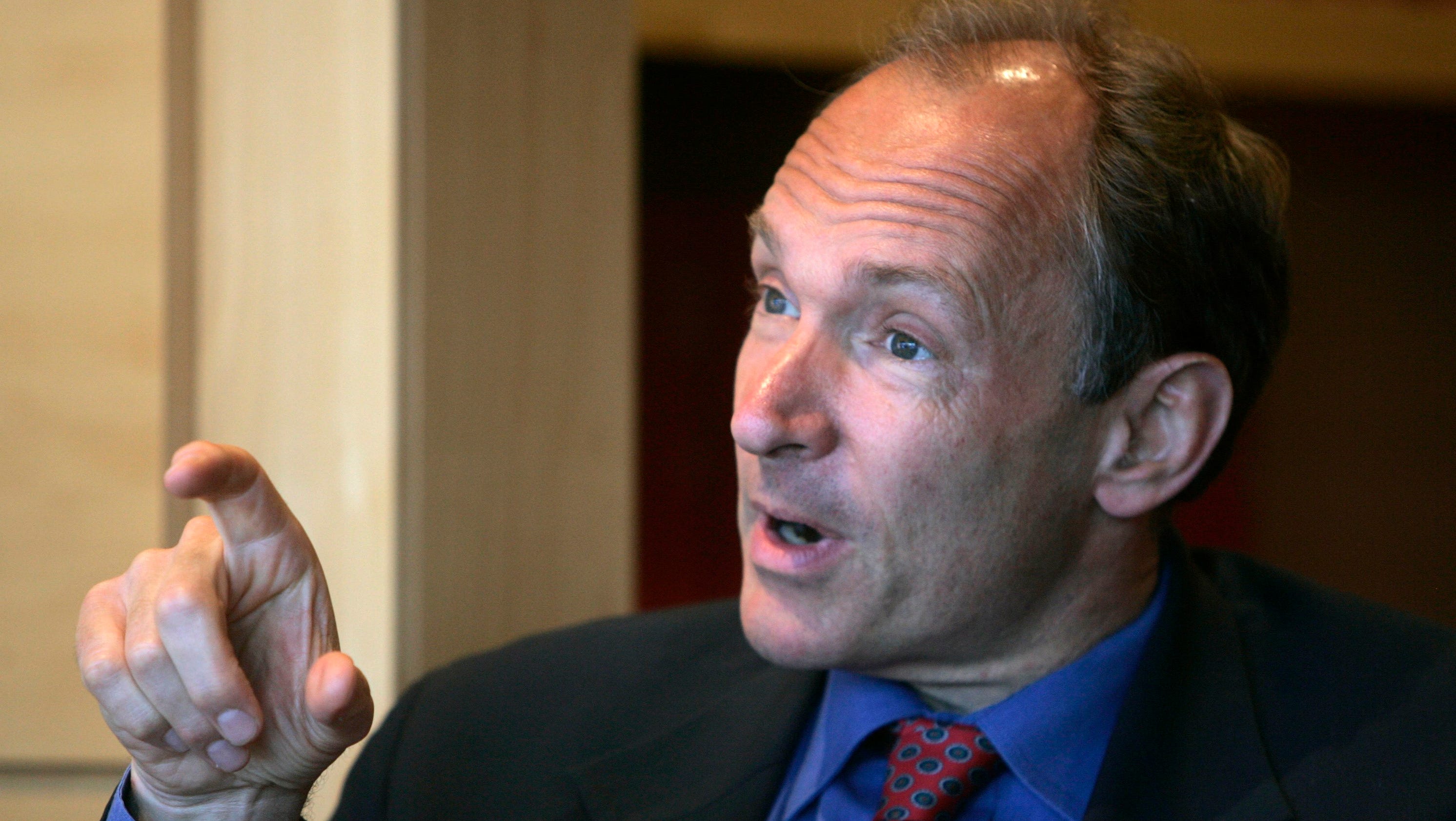 Inventor of World Wide Web seeks digital bill of rights