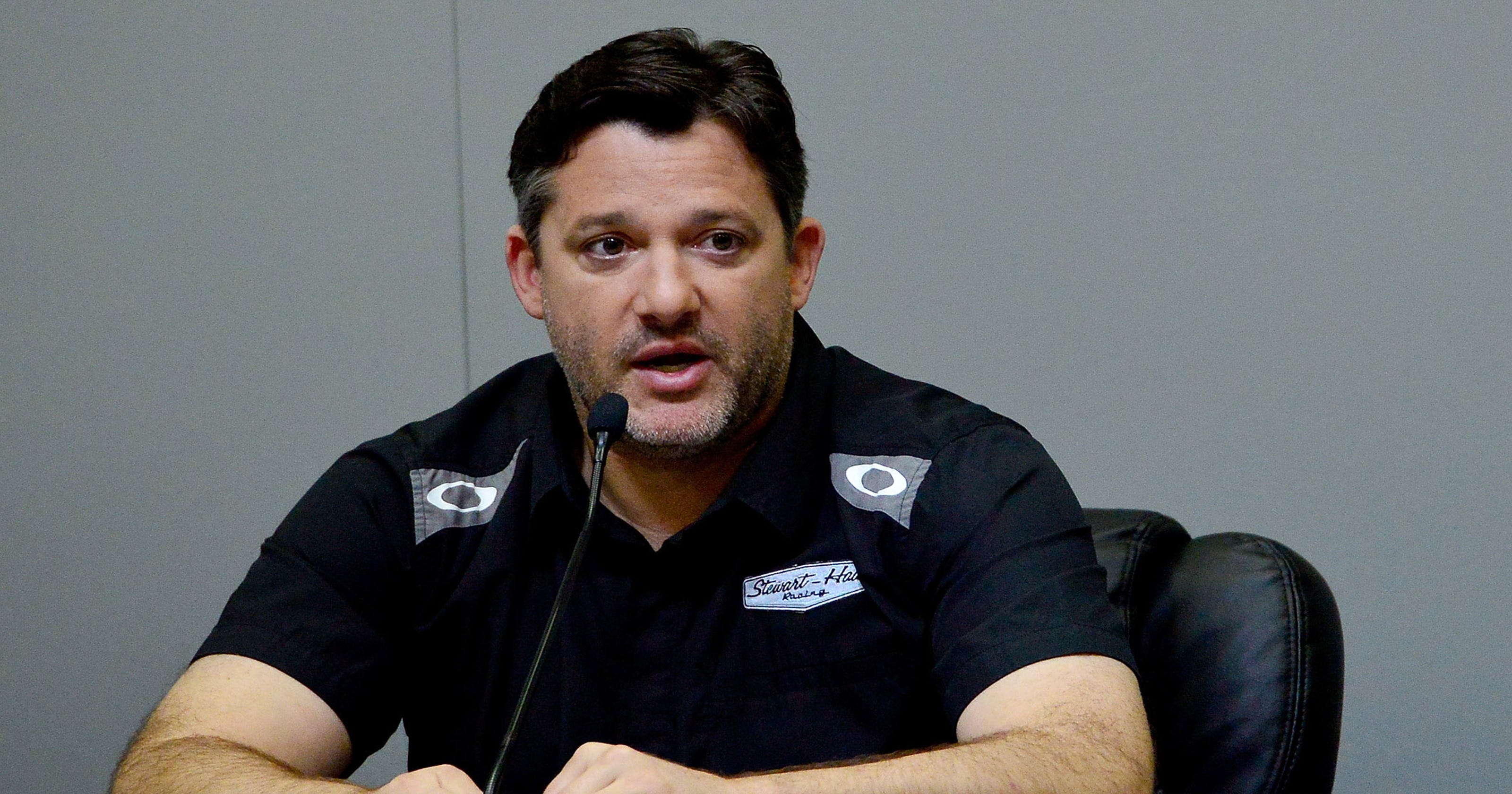 Tony Stewart: Retiring 'would take the life out of me'