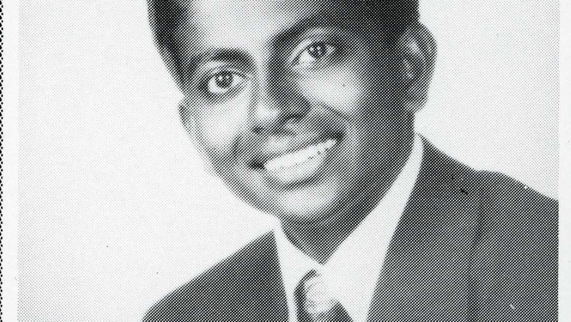 Hamilton graduate Nair chosen for Hamilton alumnus award