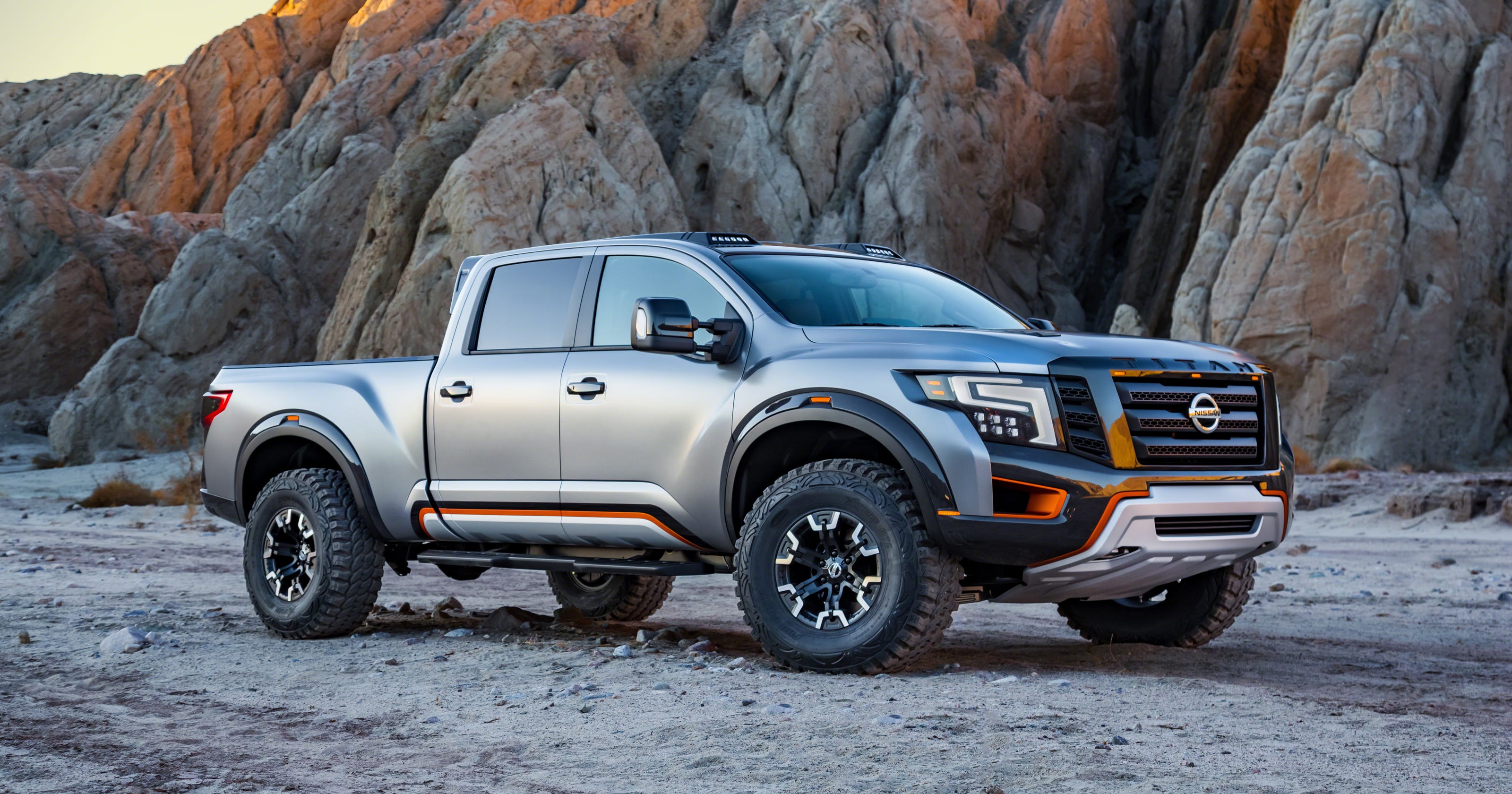 Nissan Titan Warrior pickup goes bold at Detroit auto show