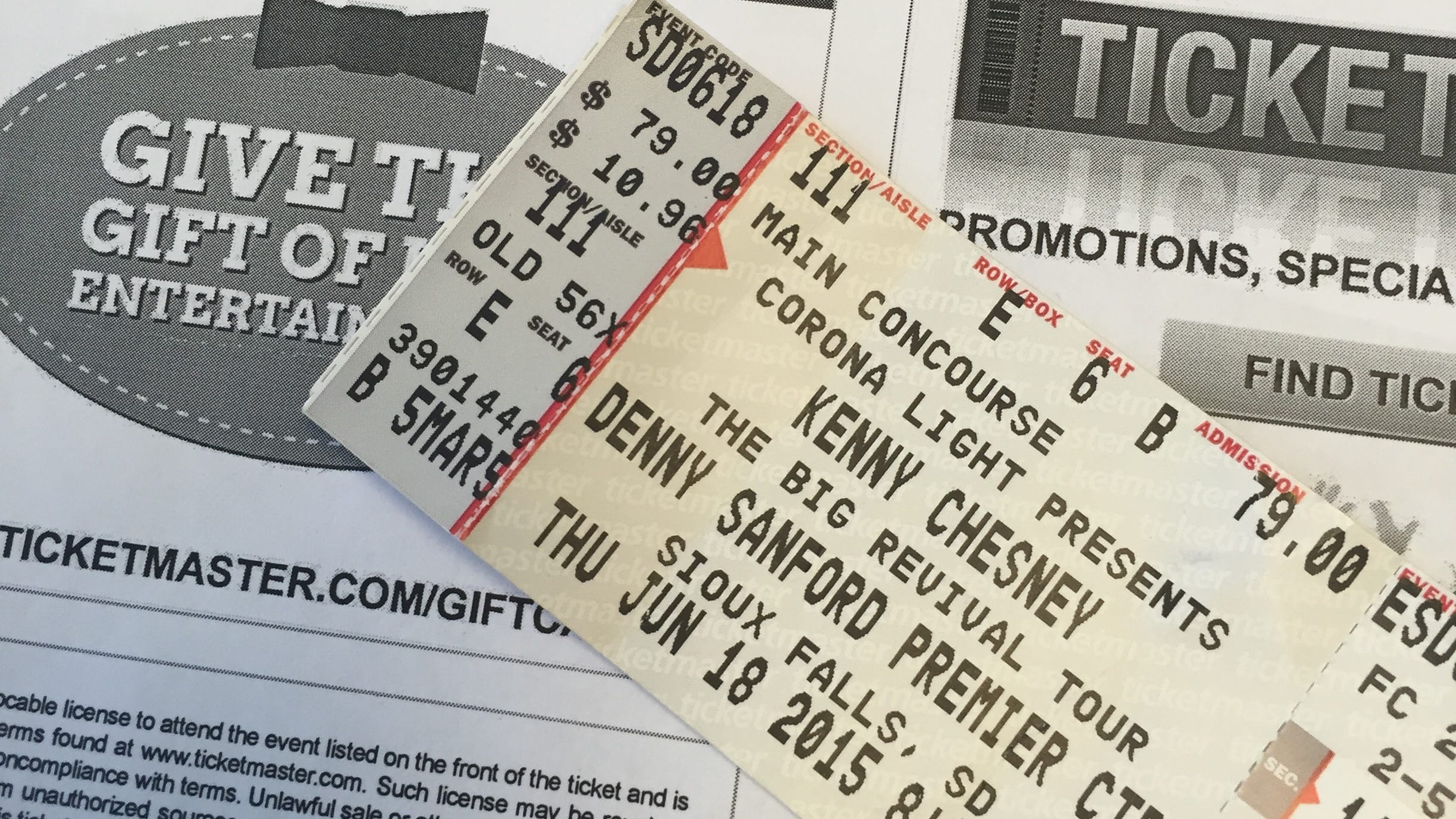 Ticket fee mix-up costs city thousands