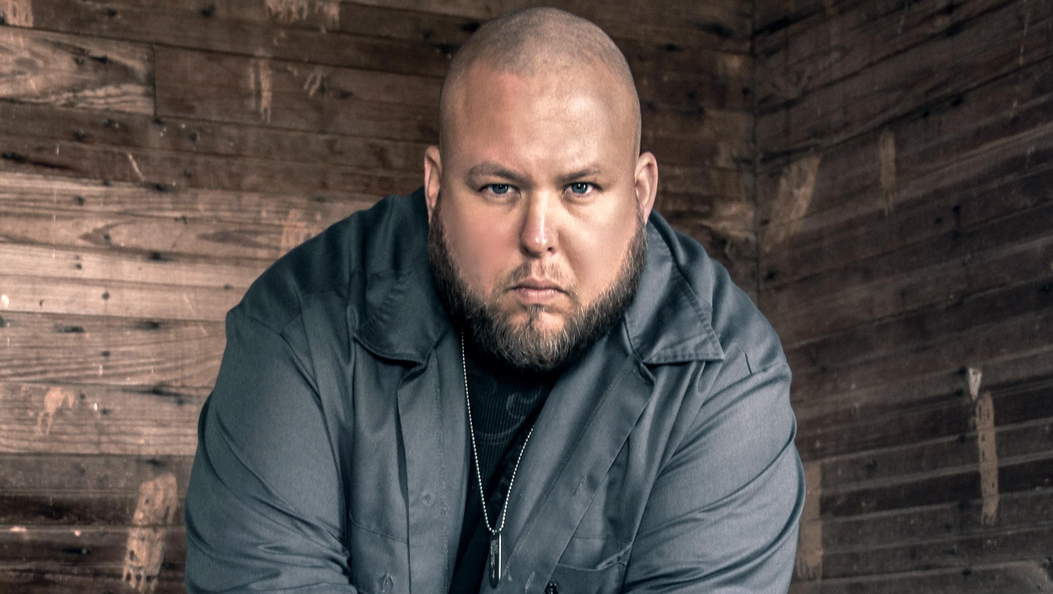 Reality TV star Big Smo brings 'hick-hop' music to Cape