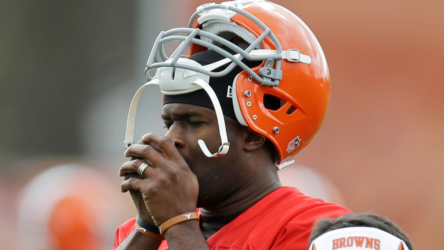 Vince Young released from Browns