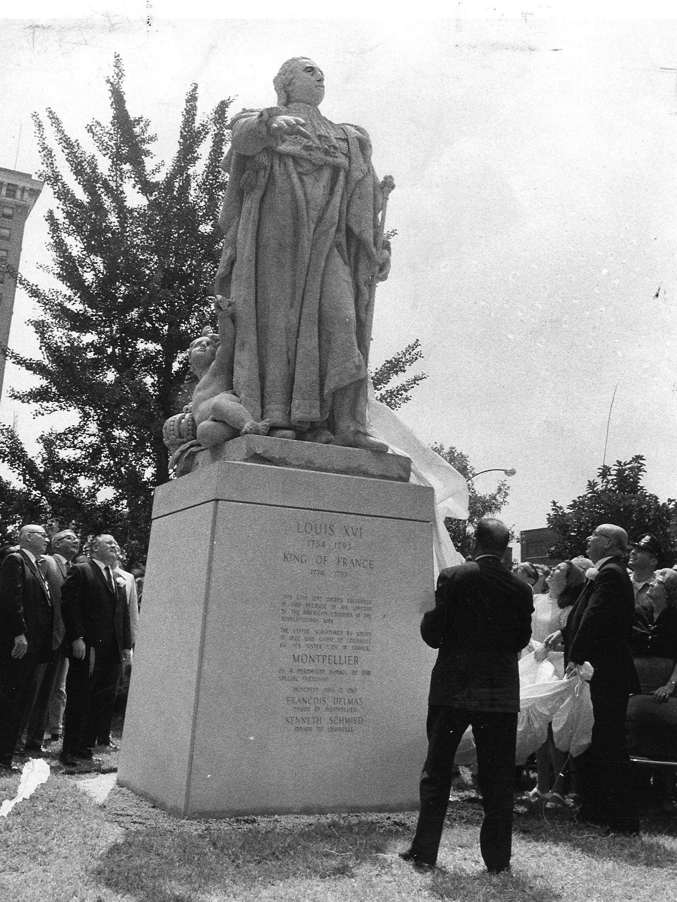 Louisville's King Louis XVI statue: Everything you need to know
